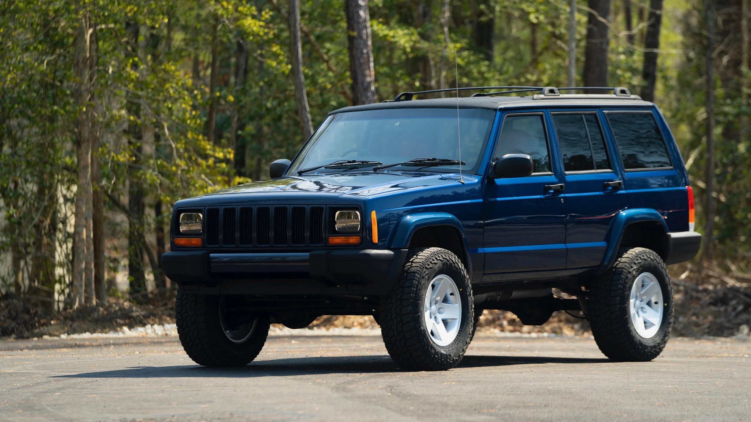 Jeep Cherokee XJ Sport - Limited - Classic For Sale — Davis AutoSports