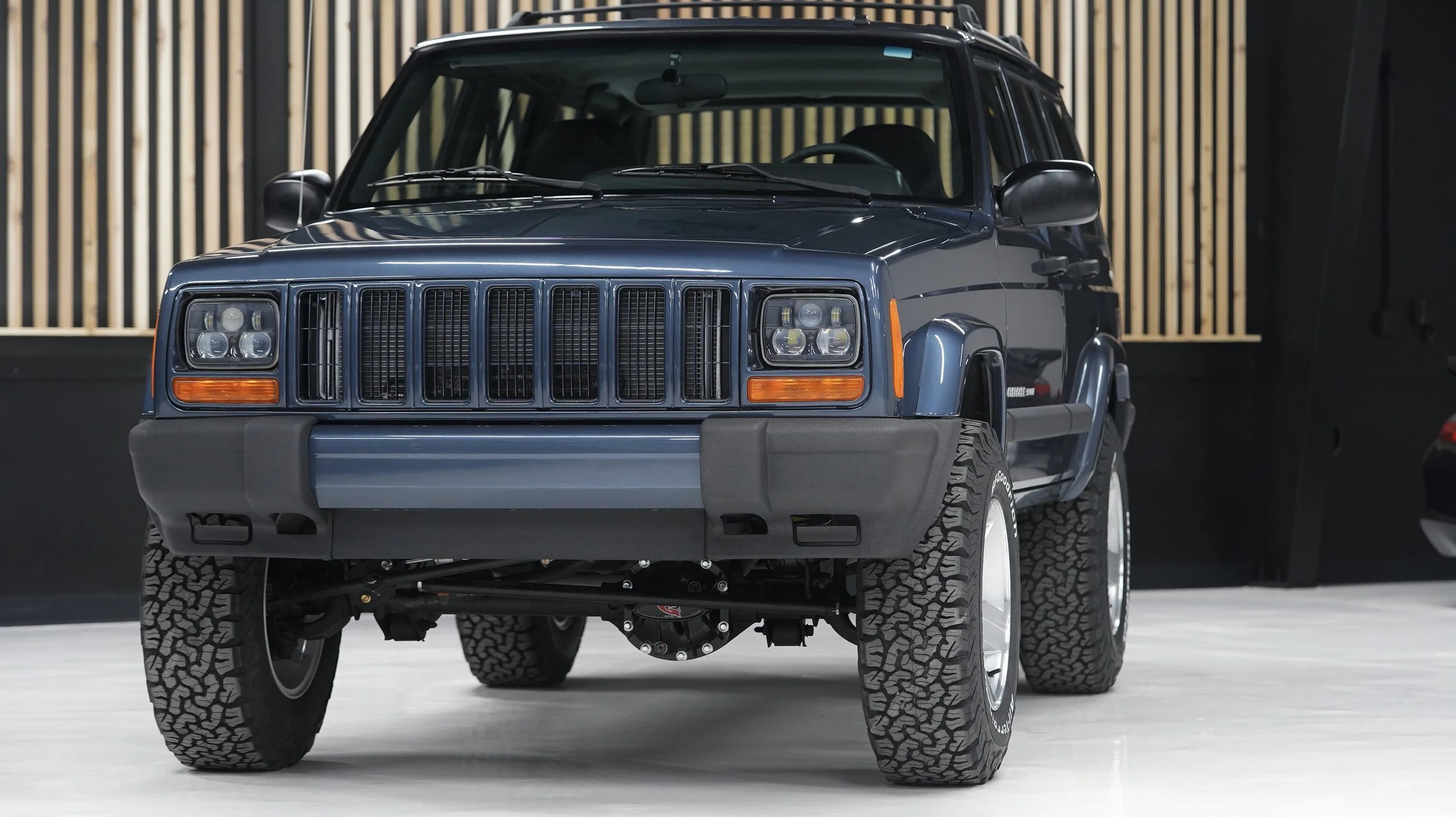 Jeep Cherokee XJ Sport - Limited - Classic For Sale — Davis AutoSports