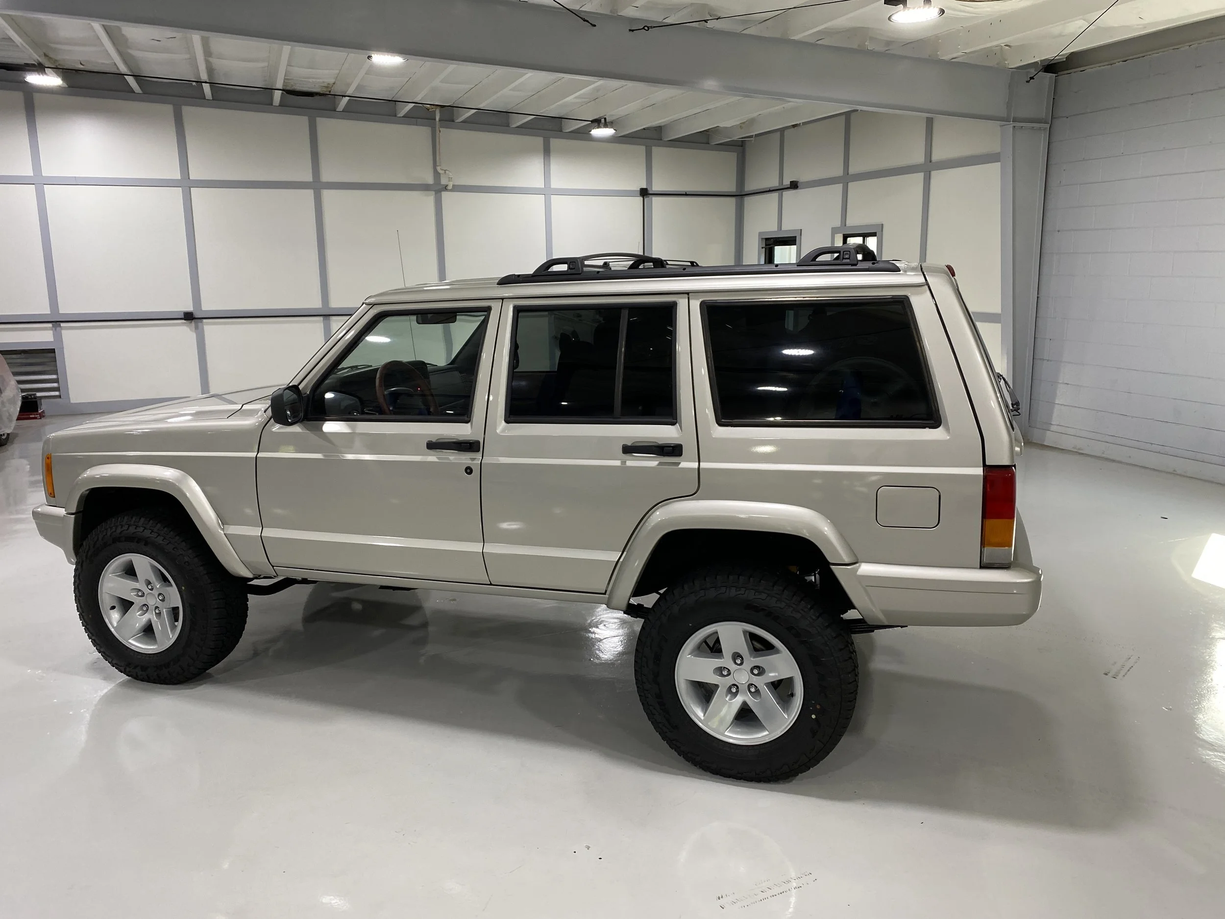 Jeep Cherokee XJ Sport - Limited - Classic For Sale — Davis AutoSports