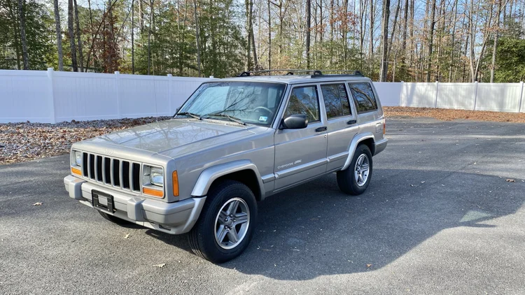 Jeep Cherokee XJ Sport - Limited - Classic For Sale — Davis AutoSports