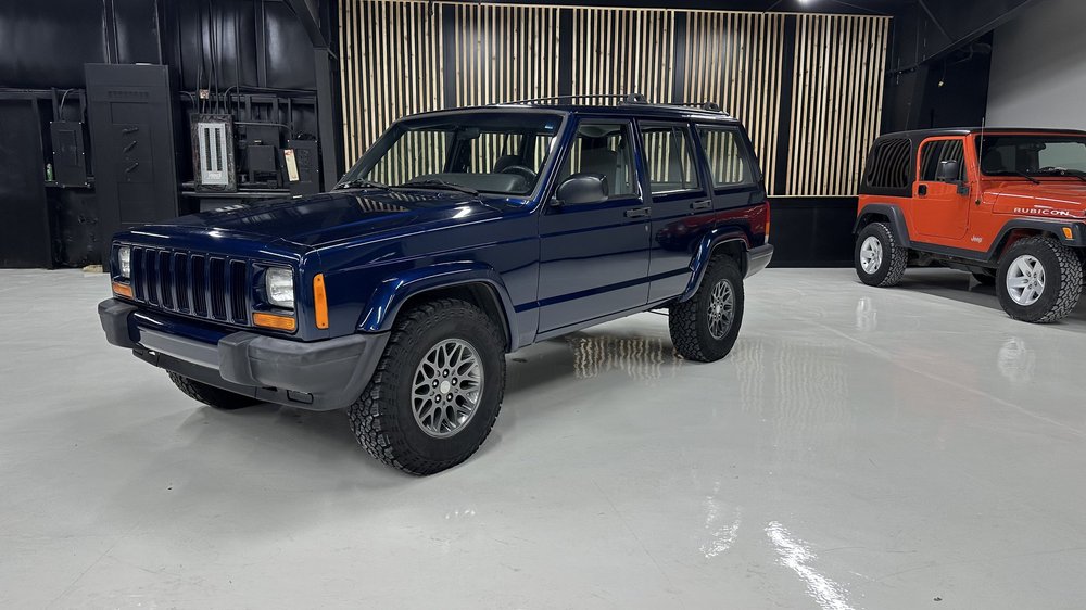 Jeep Cherokee XJ Sport - Limited - Classic For Sale — Davis AutoSports