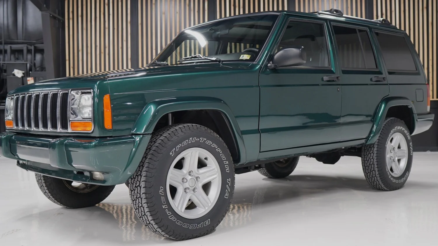 Jeep Cherokee XJ Sport For sale - Low Mileage Original Cherokee XJ For ...
