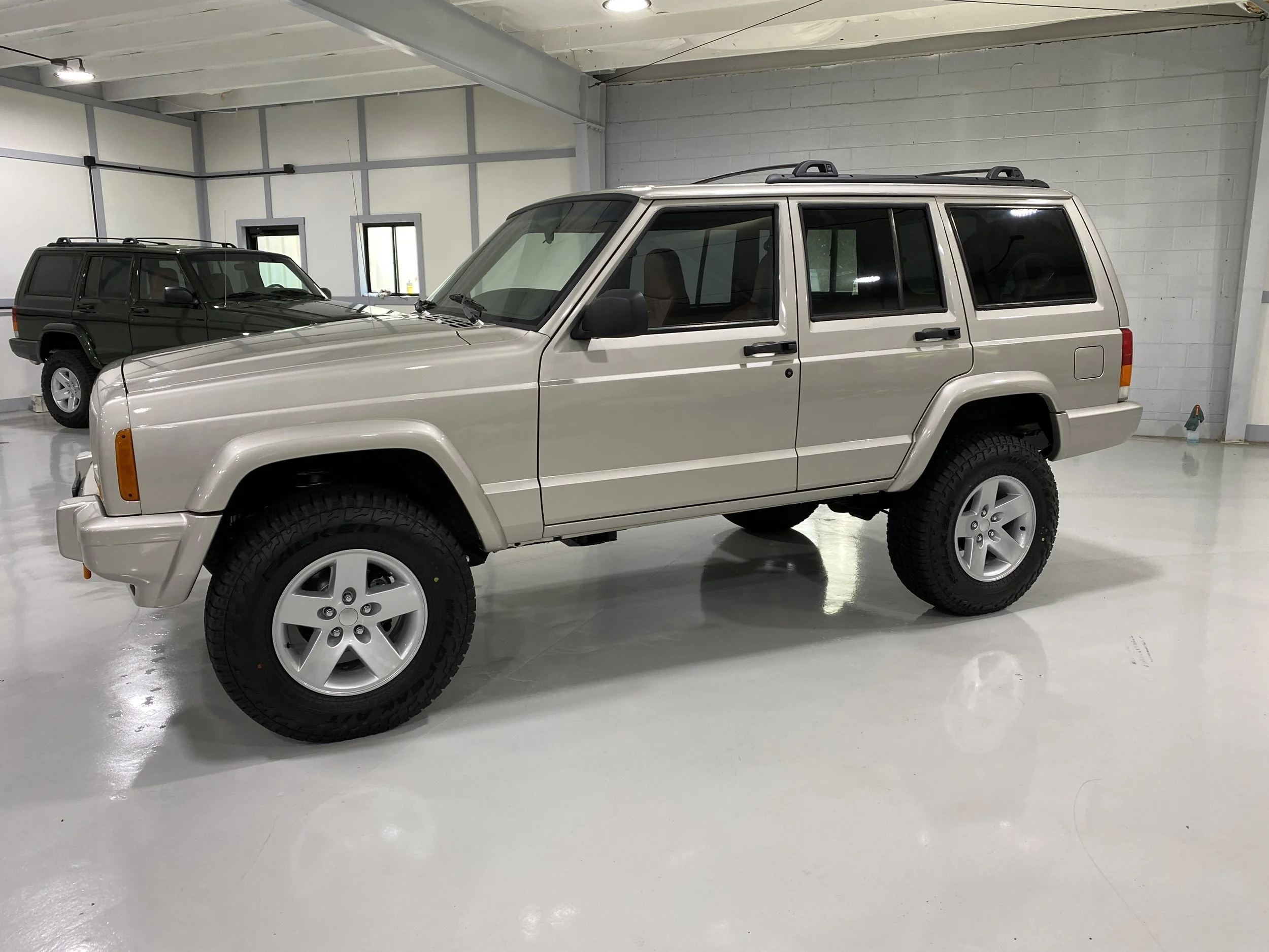 Jeep Cherokee XJ Sport - Limited - Classic For Sale — Davis AutoSports
