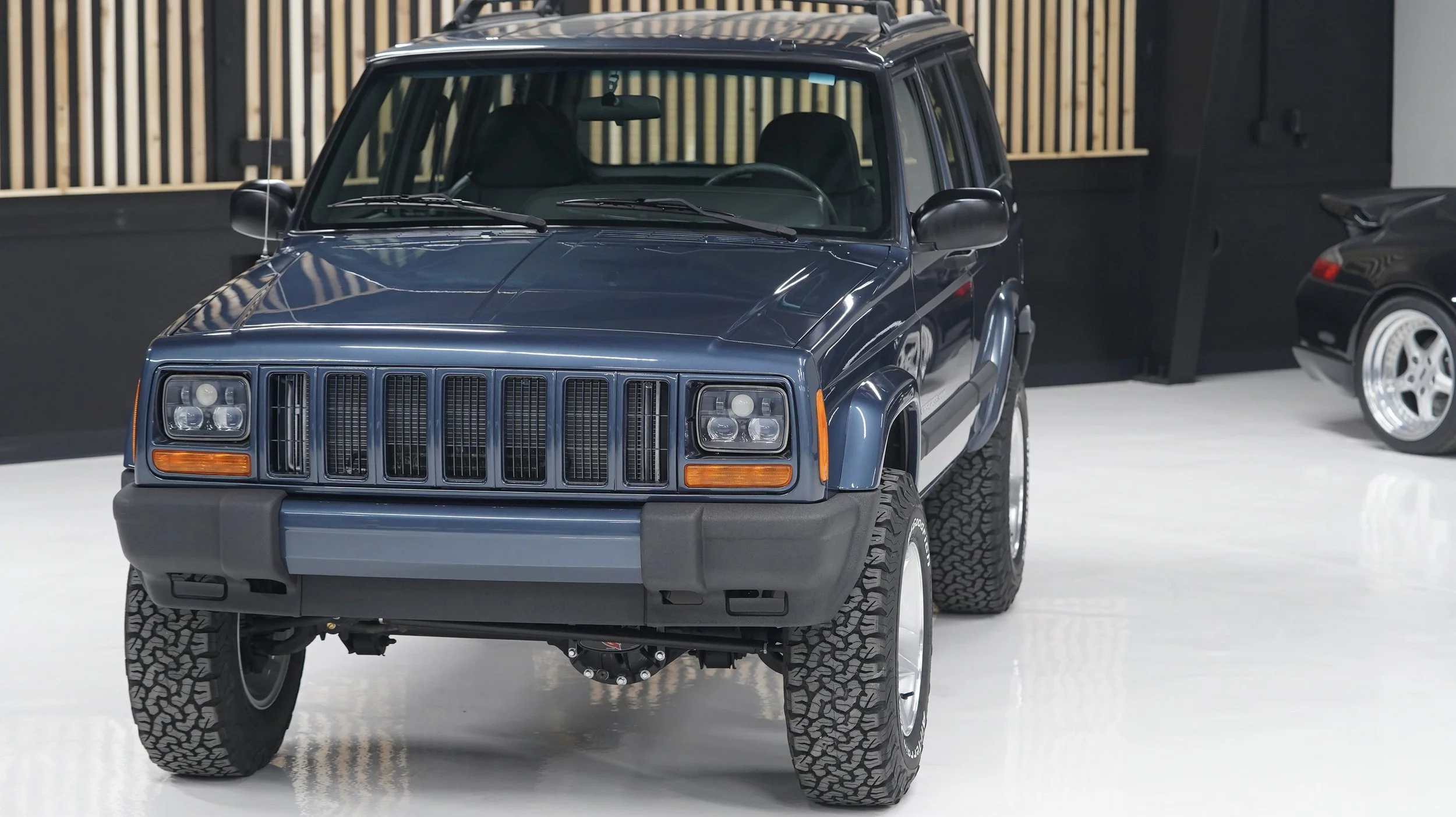 Jeep Cherokee XJ Sport - Limited - Classic For Sale — Davis AutoSports