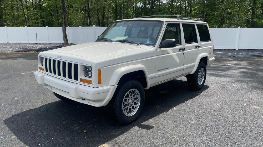 Jeep Cherokee XJ Sport - Limited - Classic For Sale — Davis AutoSports