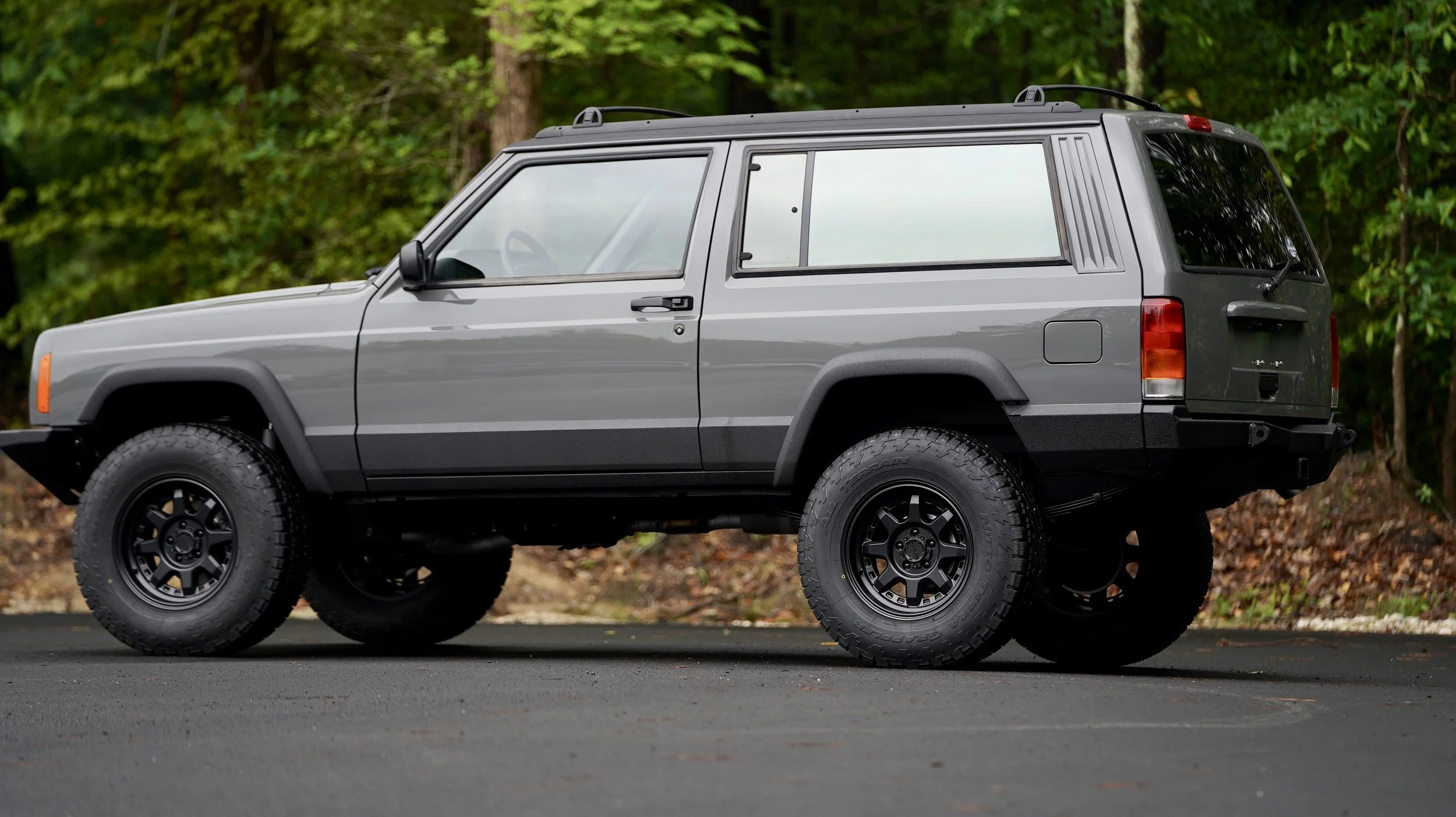 Jeep Cherokee XJ Sport - Limited - Classic For Sale — Davis AutoSports