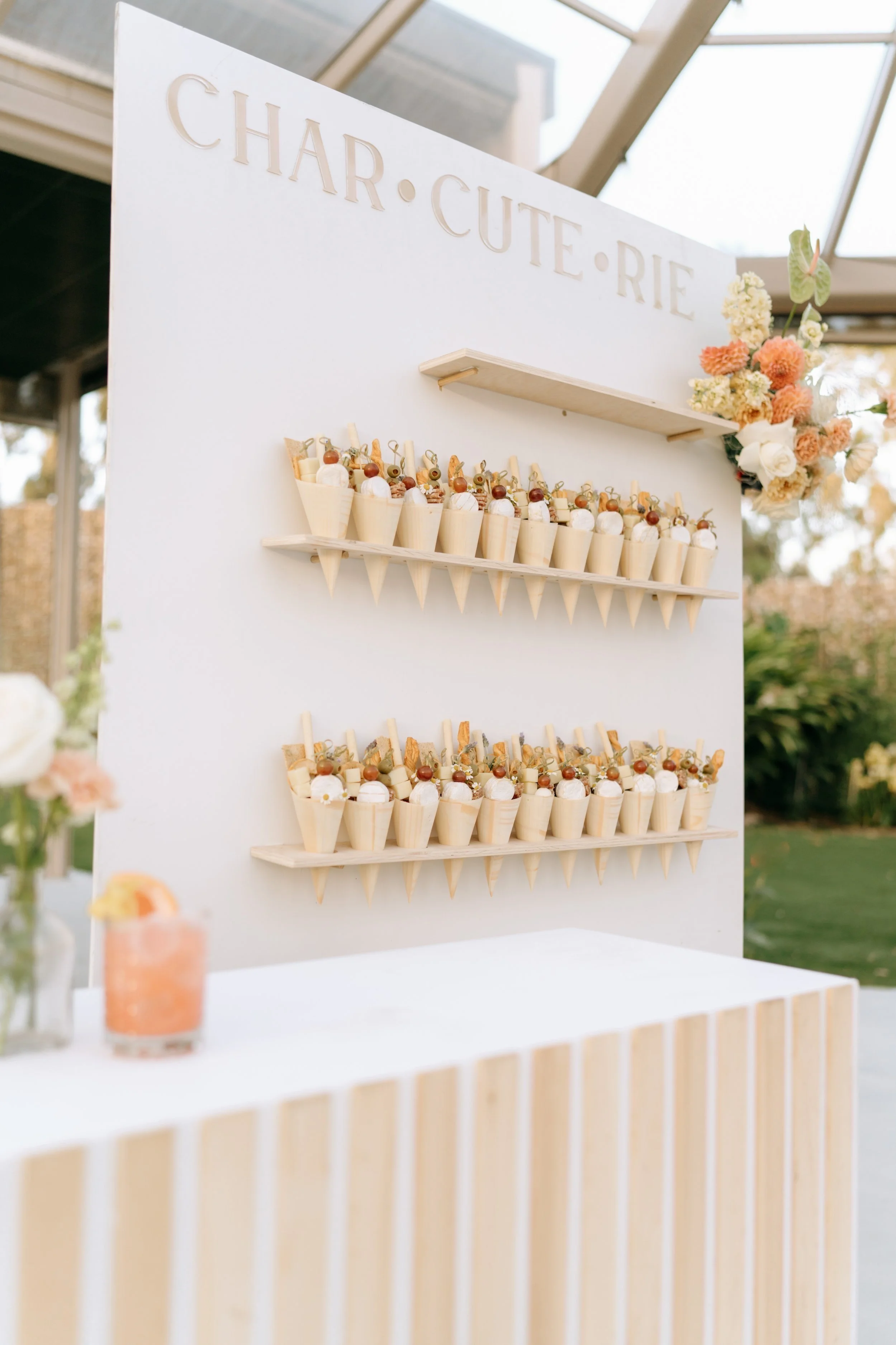 San Diego Escort Walls Custom For Weddings — Boho Babes