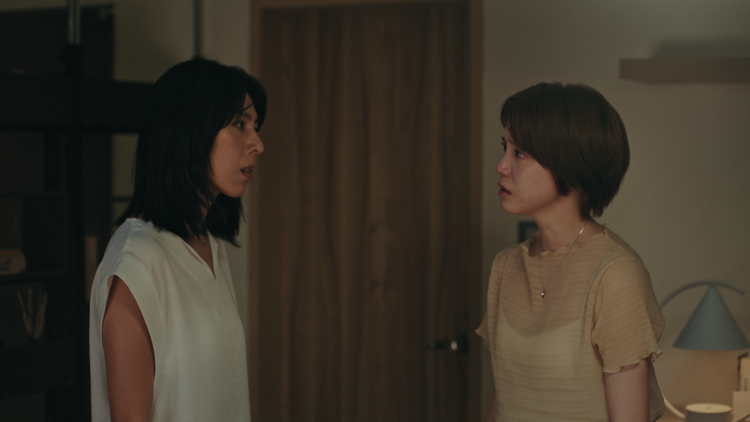 Taiwan’s Golden-Bell Winning Lesbian GL Series "Fragrance of the First ...