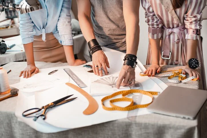 How to Become a Fashion Designer