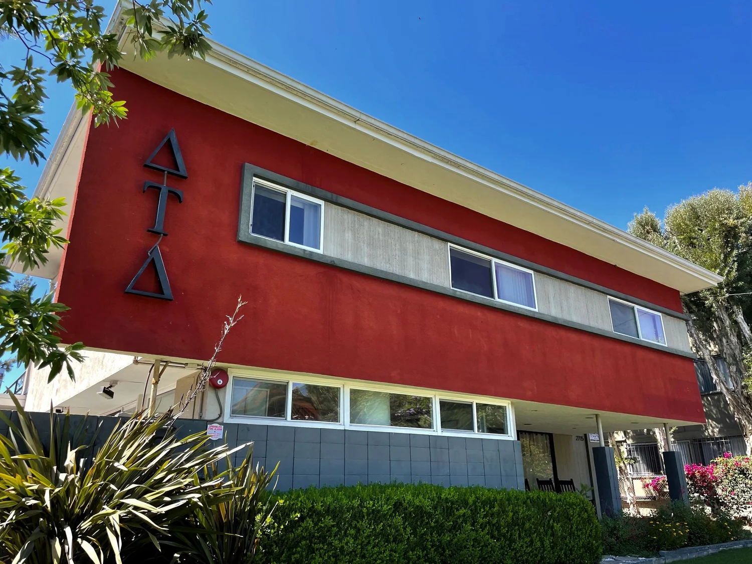 Delta Tau Delta - Delta Pi