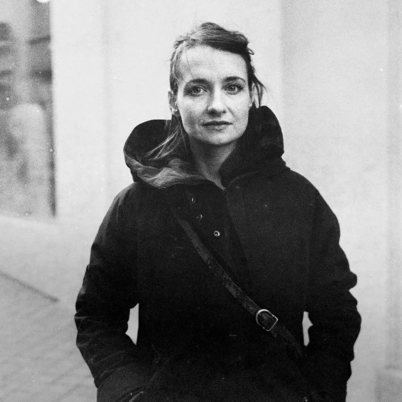 vita — NINA NOWAK