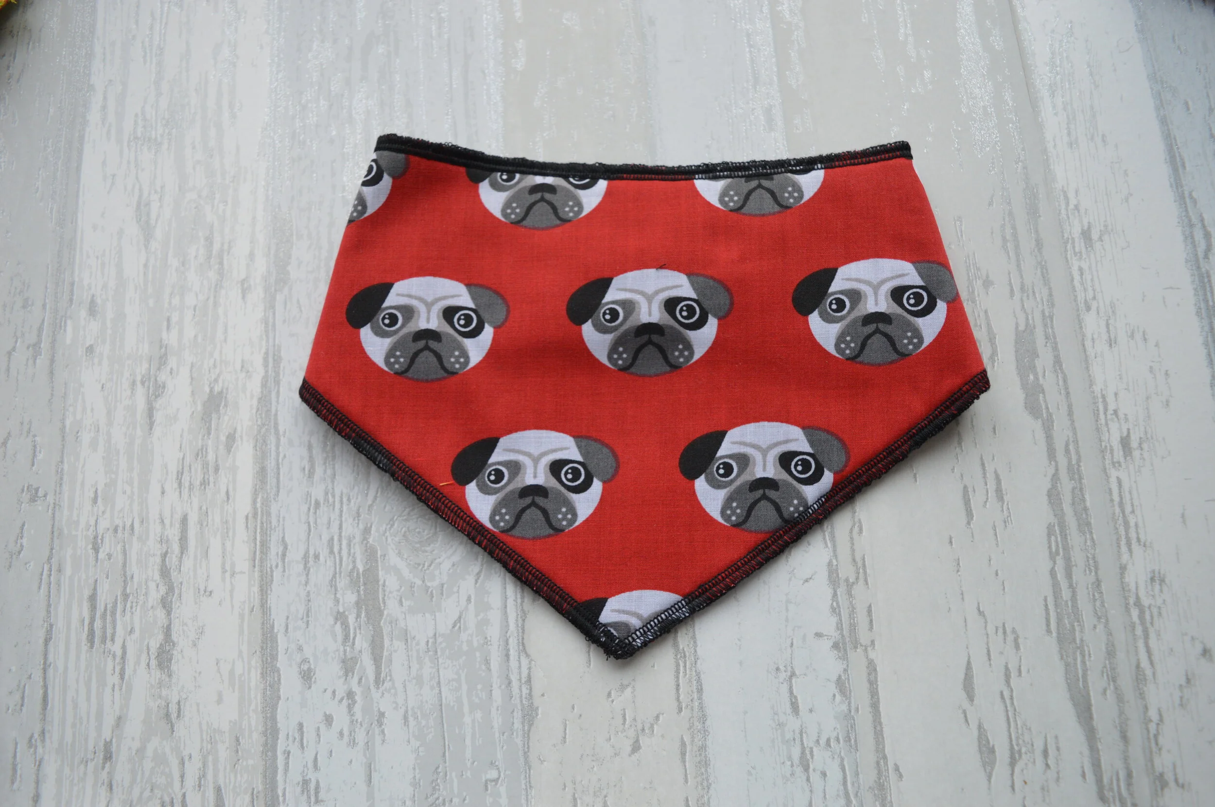 CANDY SKULLS BANDANA 3 COLOURWAYS — candy's handmade gifts