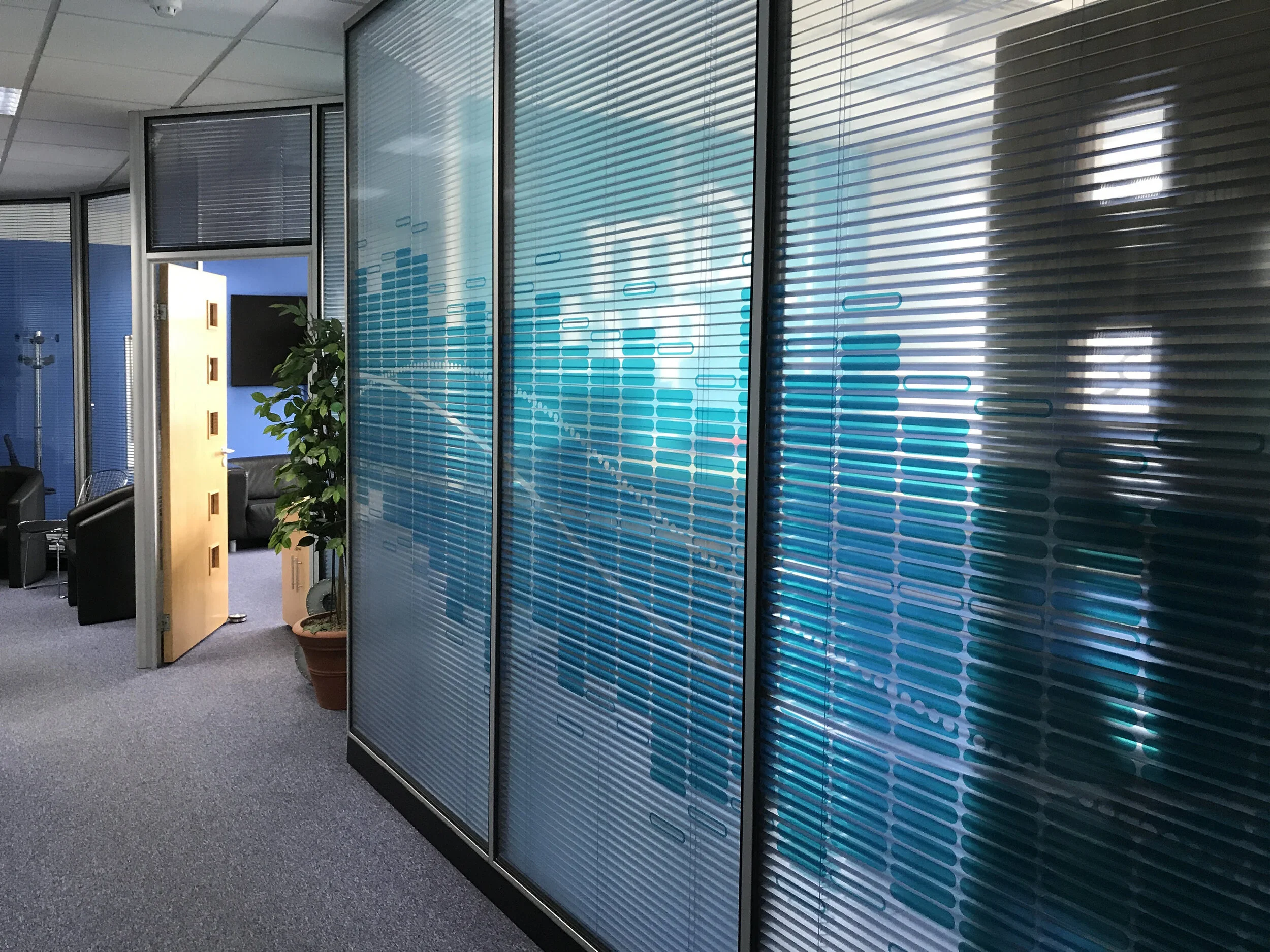 Window graphics — Simple Displays Ltd - Specialists in display print