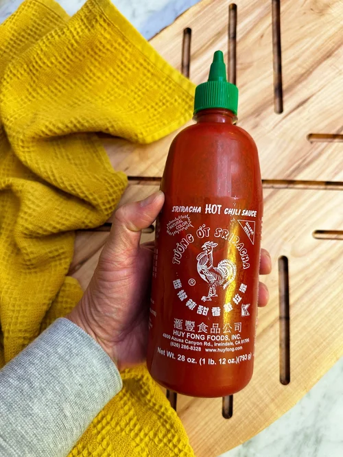 Homemade Sriracha- Copycat Huy Fong Sriracha Hot Chili Sauce — WHISKEY ...