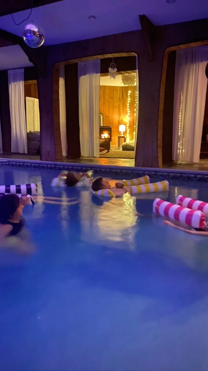 What is a Floating Sound Bath? Your Questions Answered — The Deep End