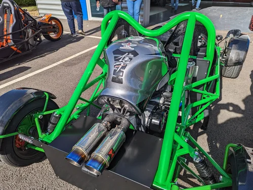 Exobusa — Dove Racing