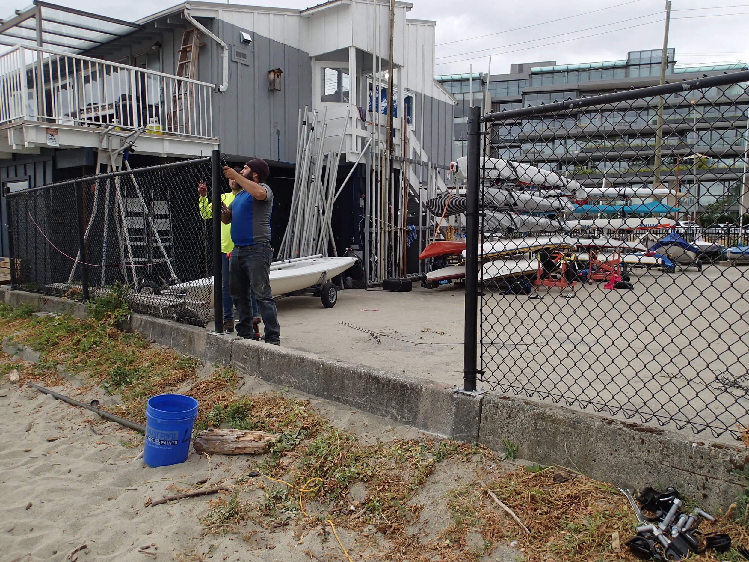 New Kayak Gate! — Hollyburn Sailing Club
