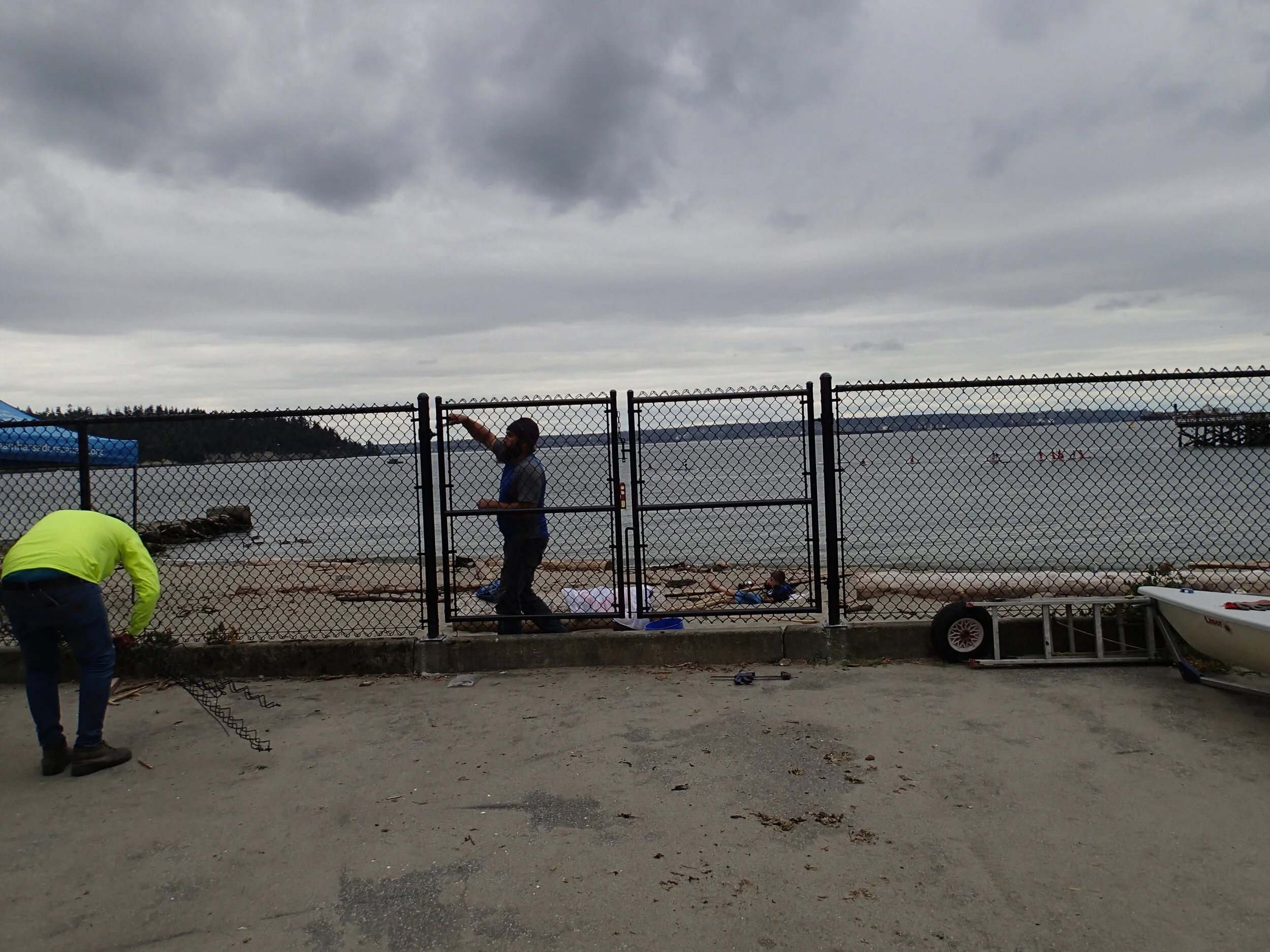 New Kayak Gate! — Hollyburn Sailing Club