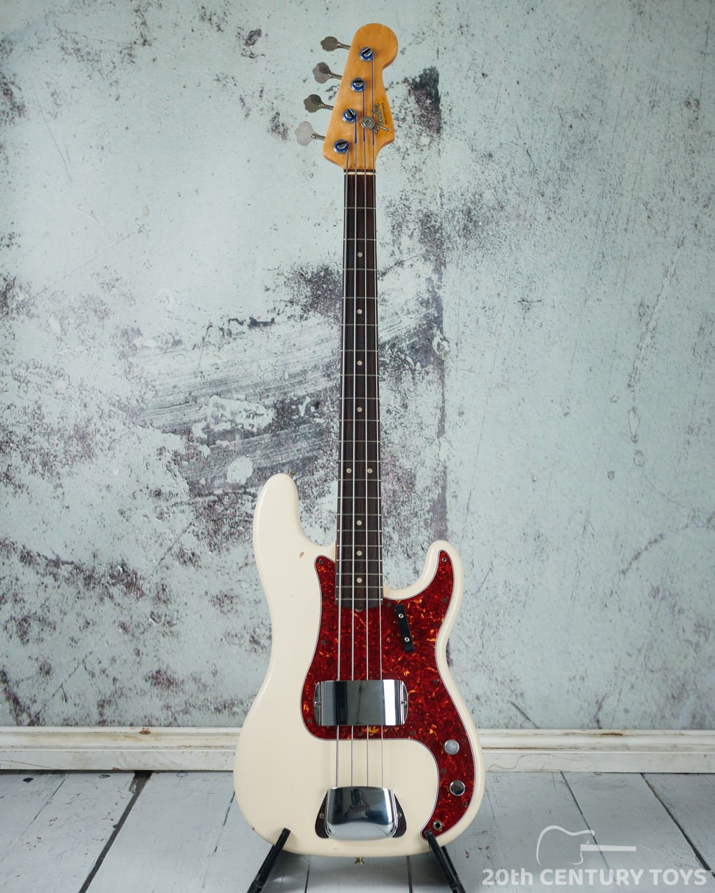1972 Fender Precision Bass + Hard Shell Case — 20th Century Toys
