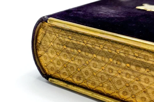 About — Rebecca Romney: Rare Books Specialist