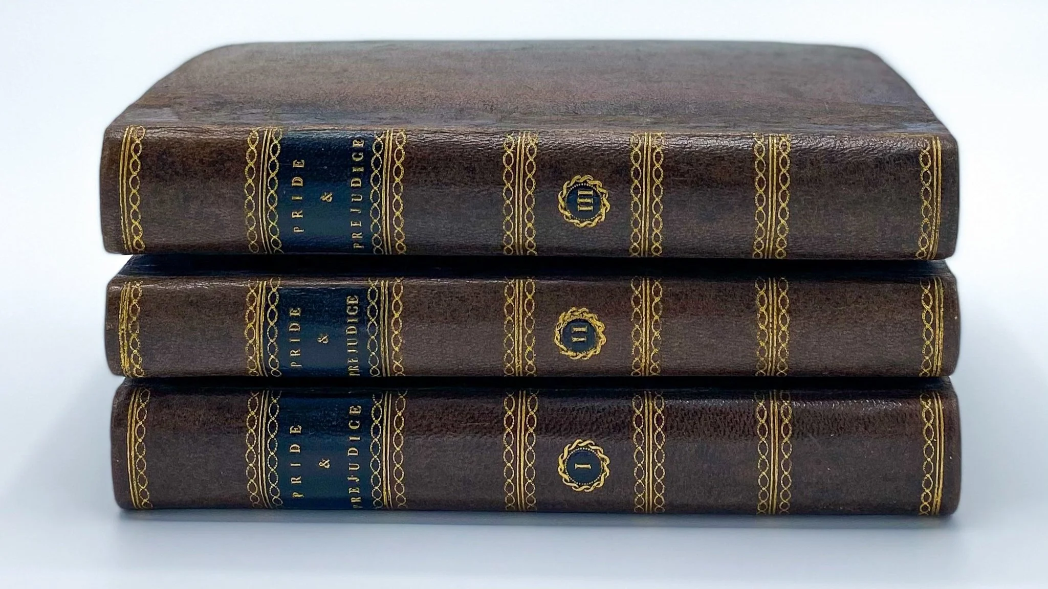 Rebecca Romney: Rare Books Specialist