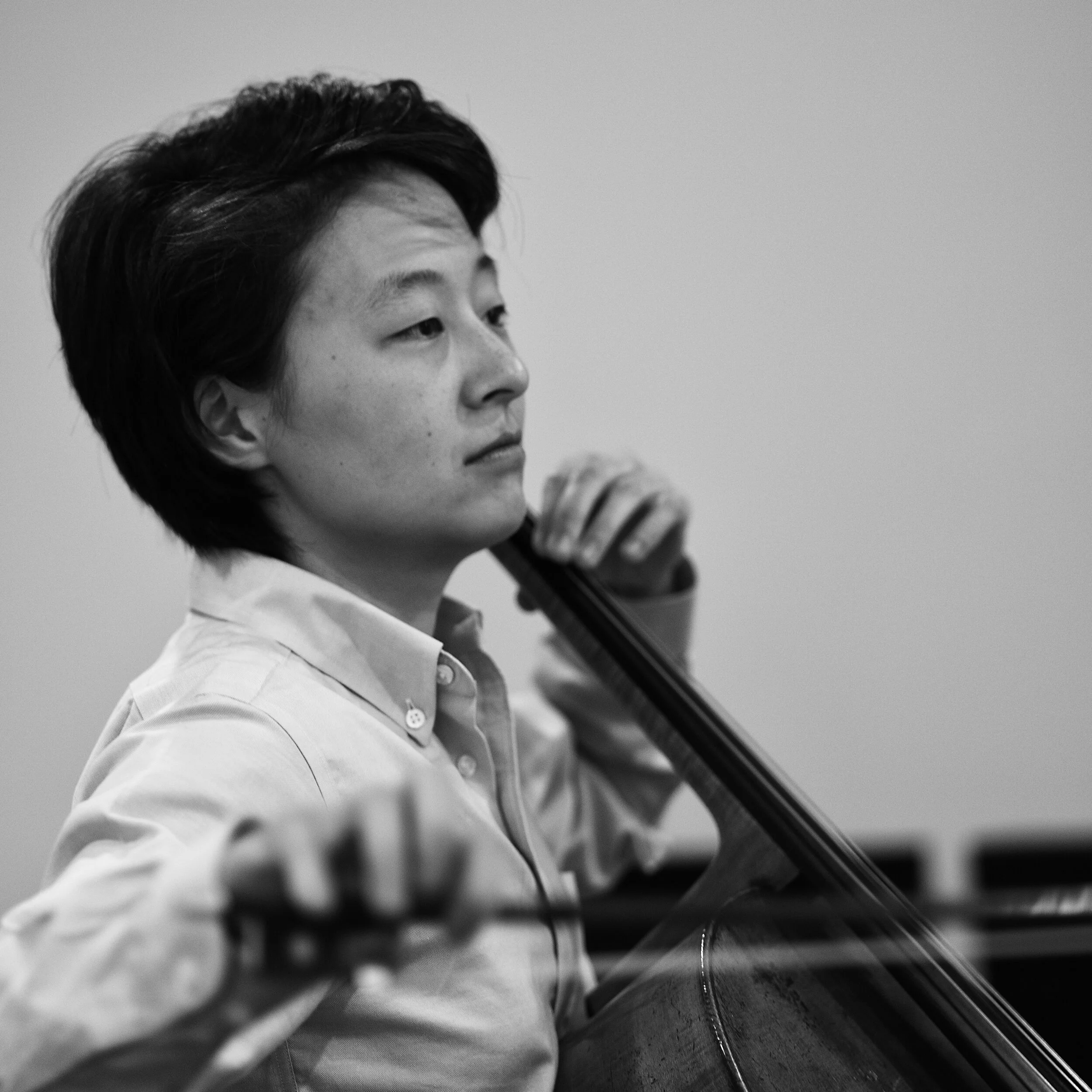 Photos — Yi Qun Xu, cello