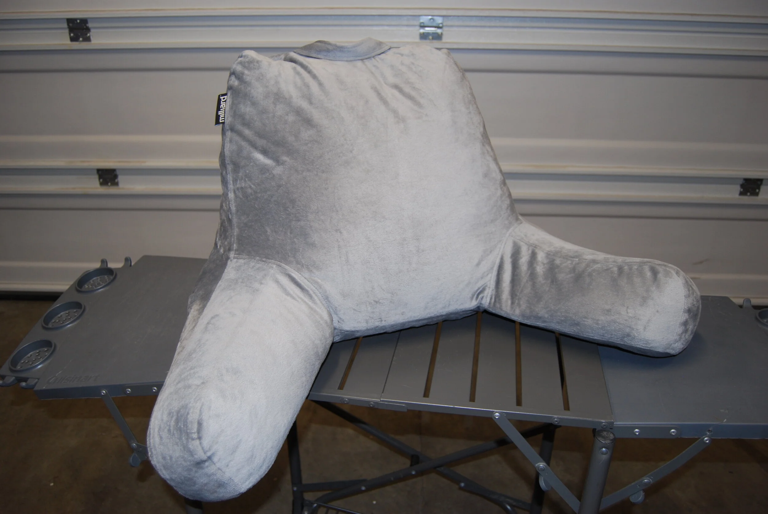 The camping gear you need to camp for free in a SUV — Suburban Camping