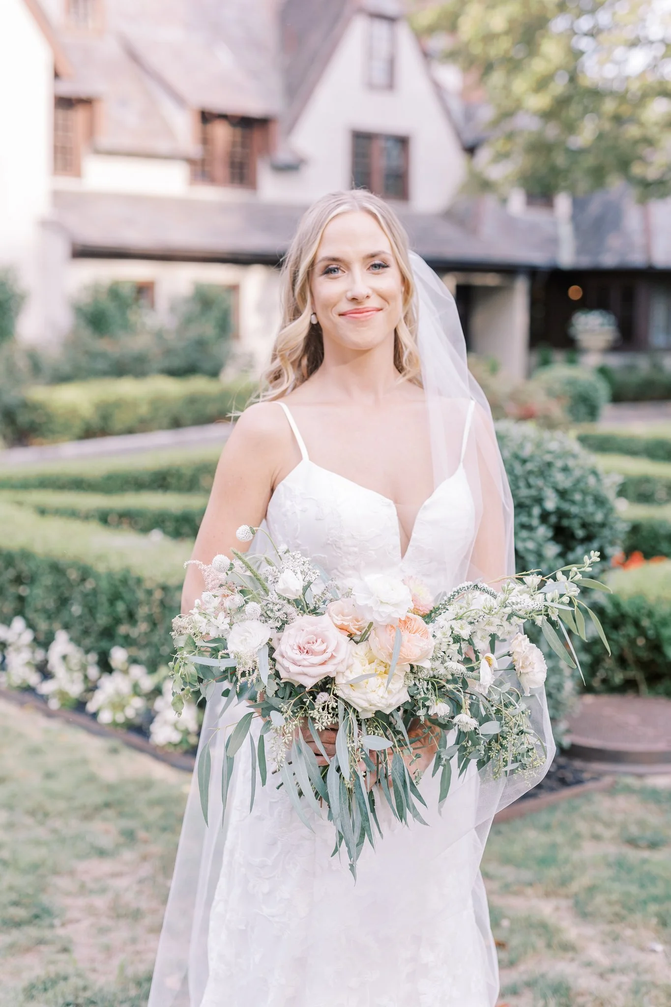 Alyssa and Dante's Wedding at Hotel Du Village in New Hope, PA — Laura ...
