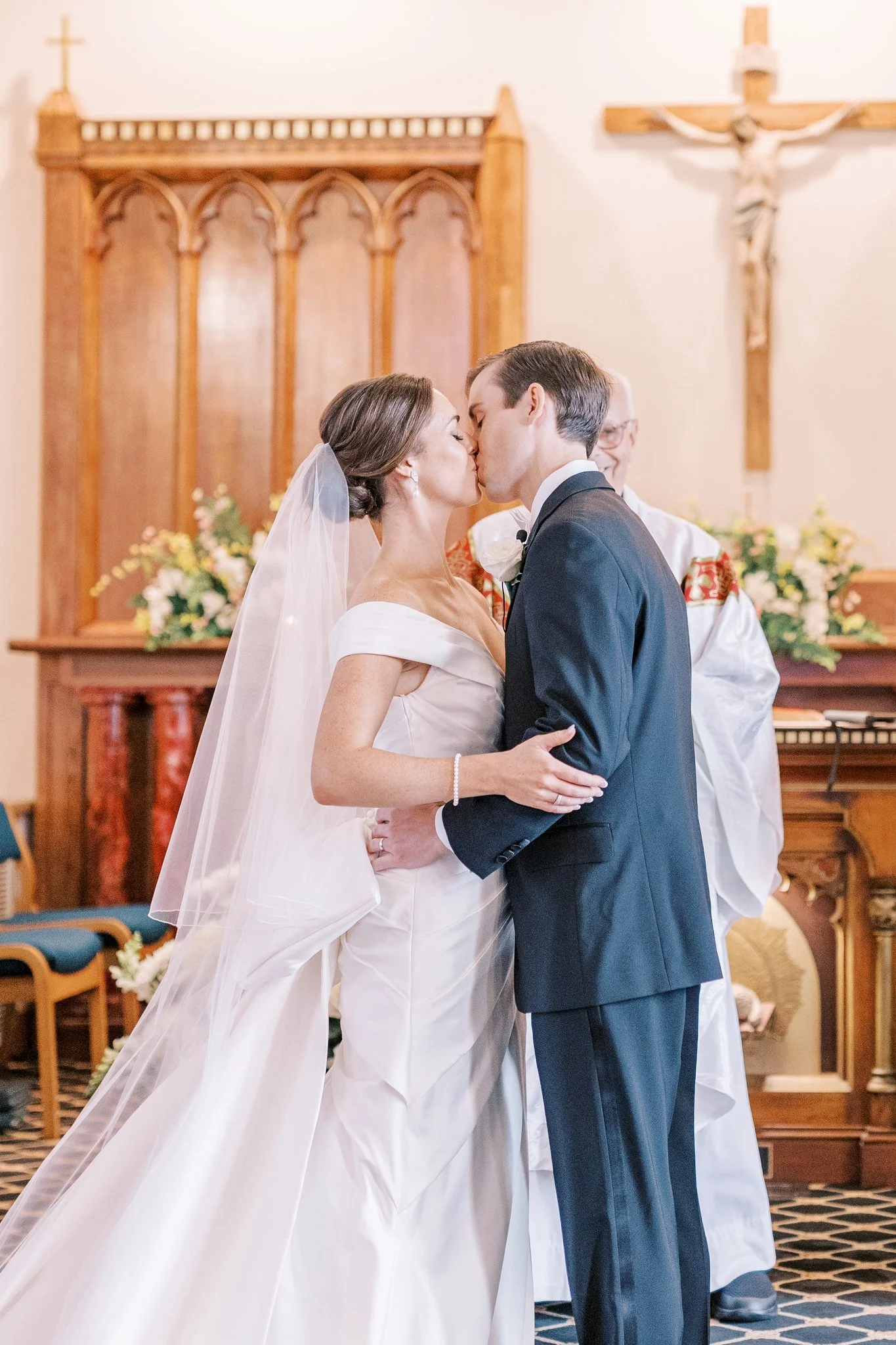 Samantha + John | Wedding at Riverside Ballroom in Lambertville, NJ ...