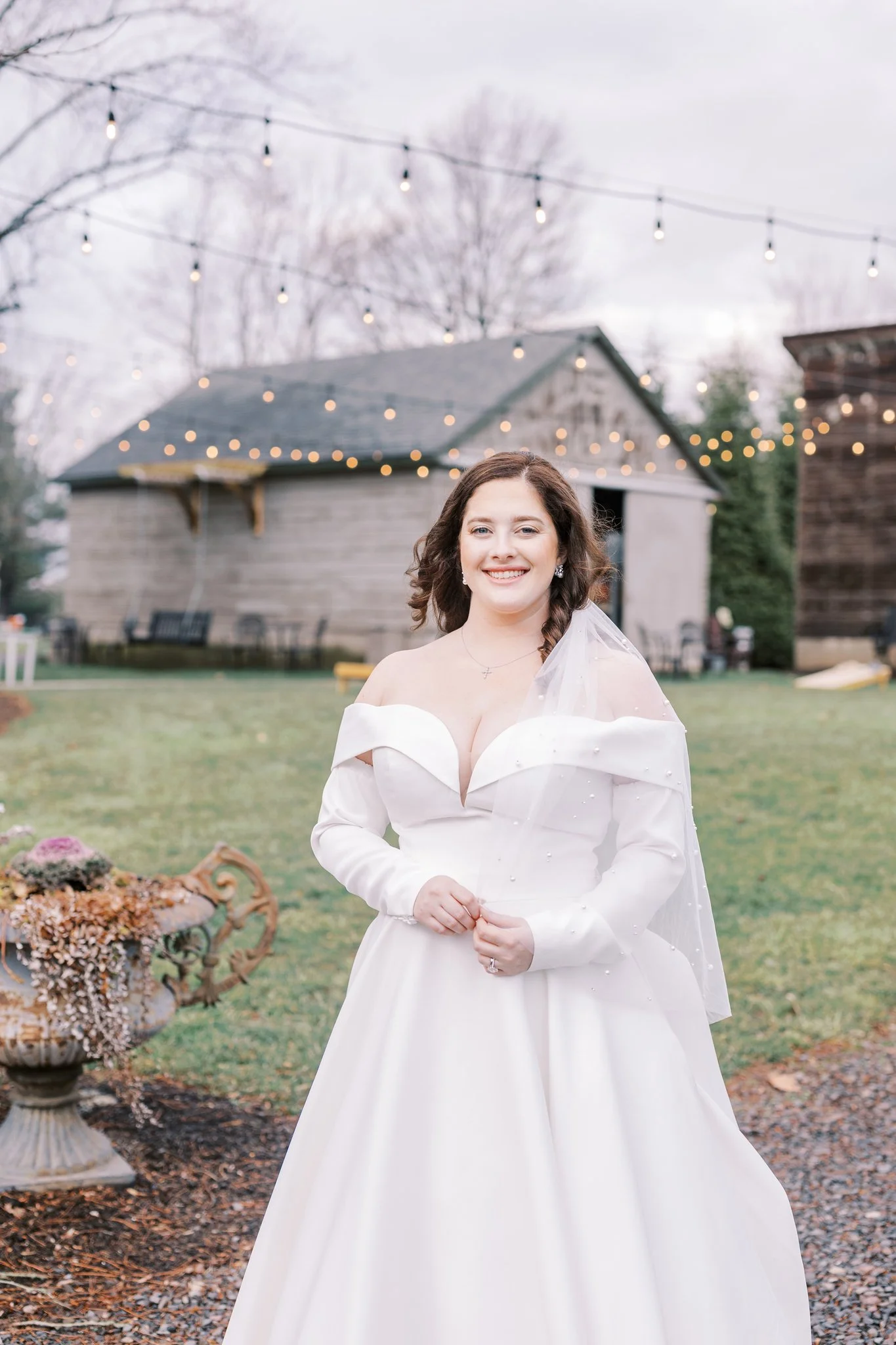 Samantha + Will's Wedding at Historic Stonebrook Farm — Laura Gares ...