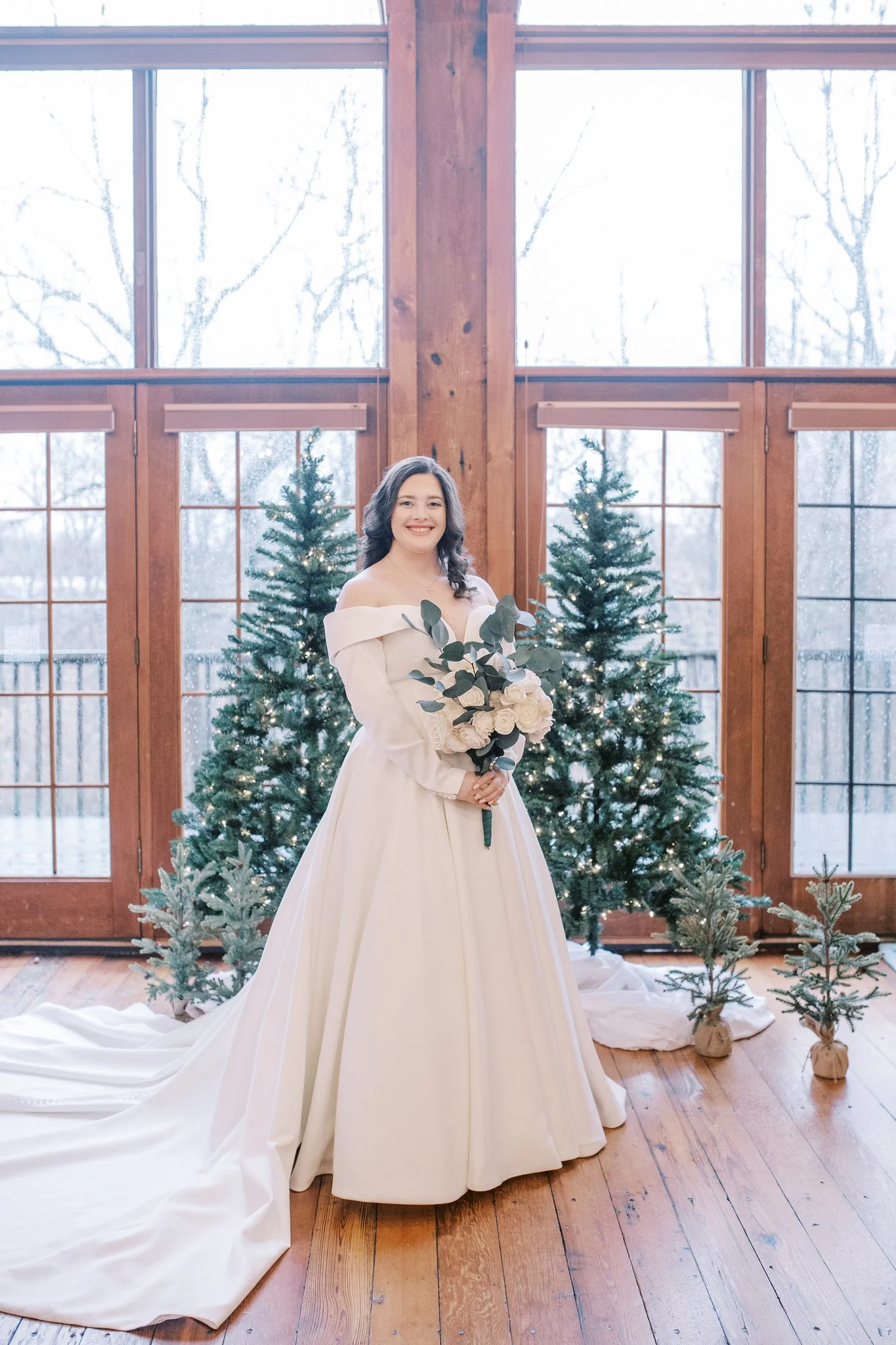 Samantha + Will's Wedding at Historic Stonebrook Farm — Laura Gares ...