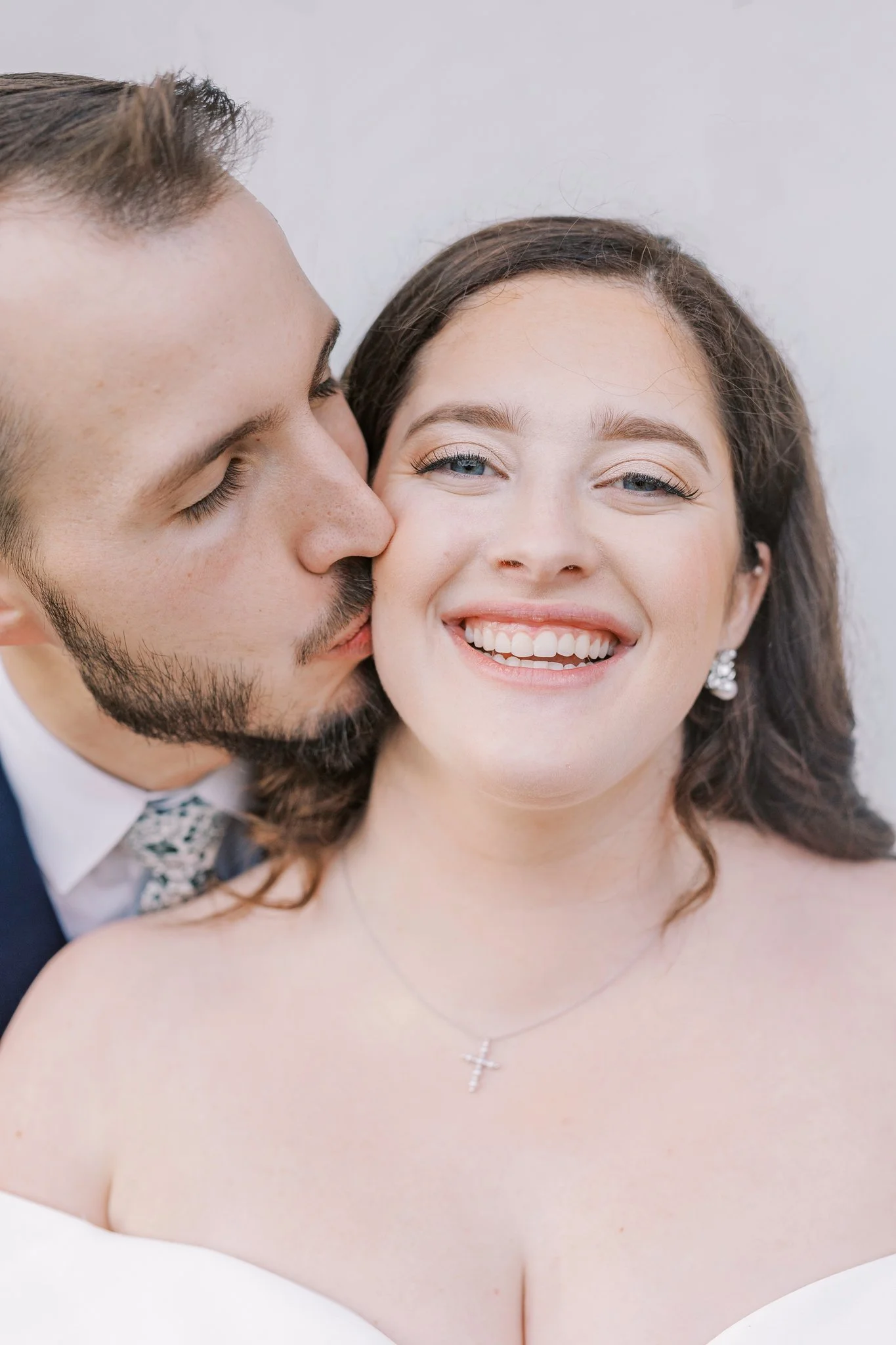 Samantha + Will's Wedding at Historic Stonebrook Farm — Laura Gares ...