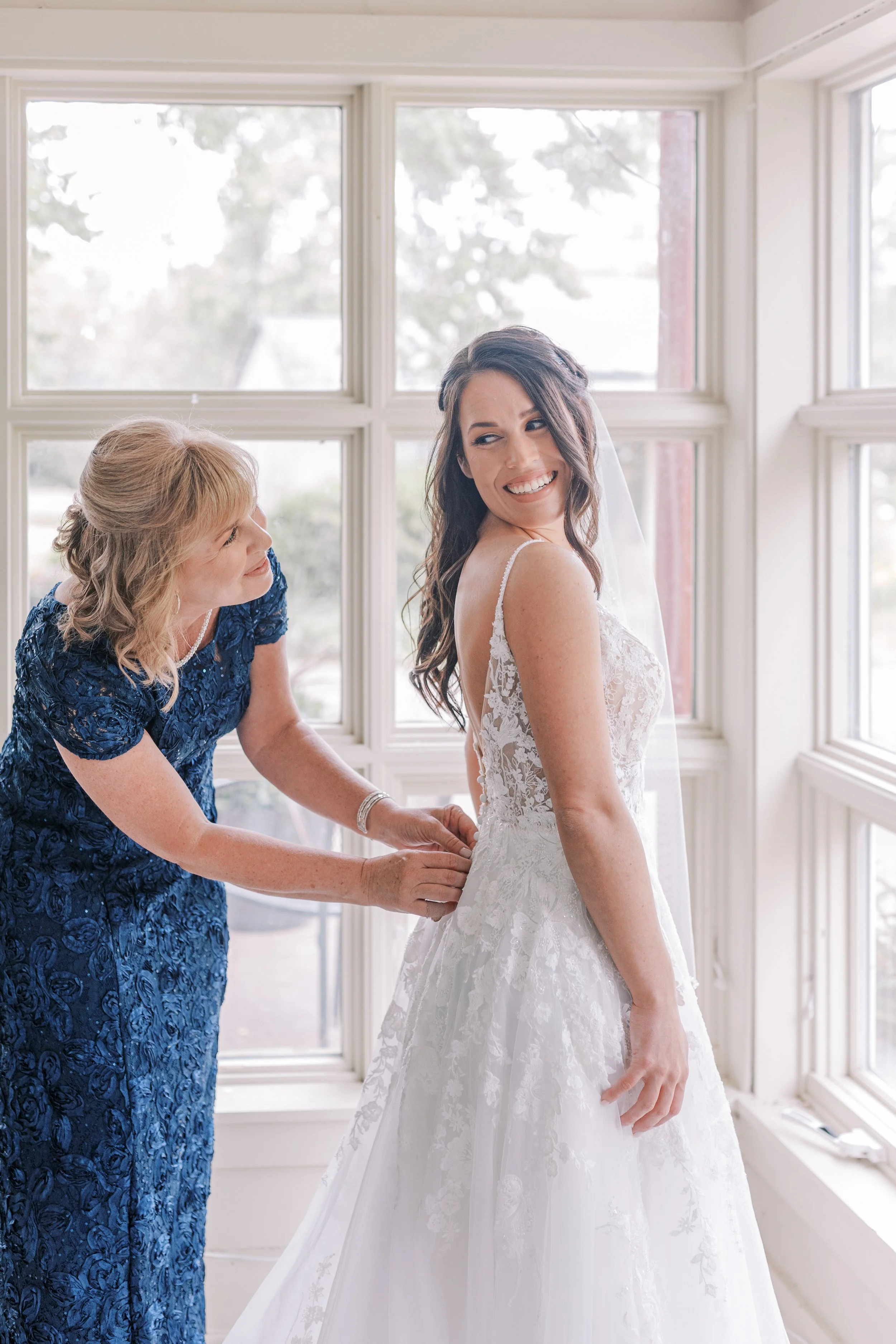 Jessica and Colby's Wedding at Pearl S. Buck Estate — Laura Gares ...