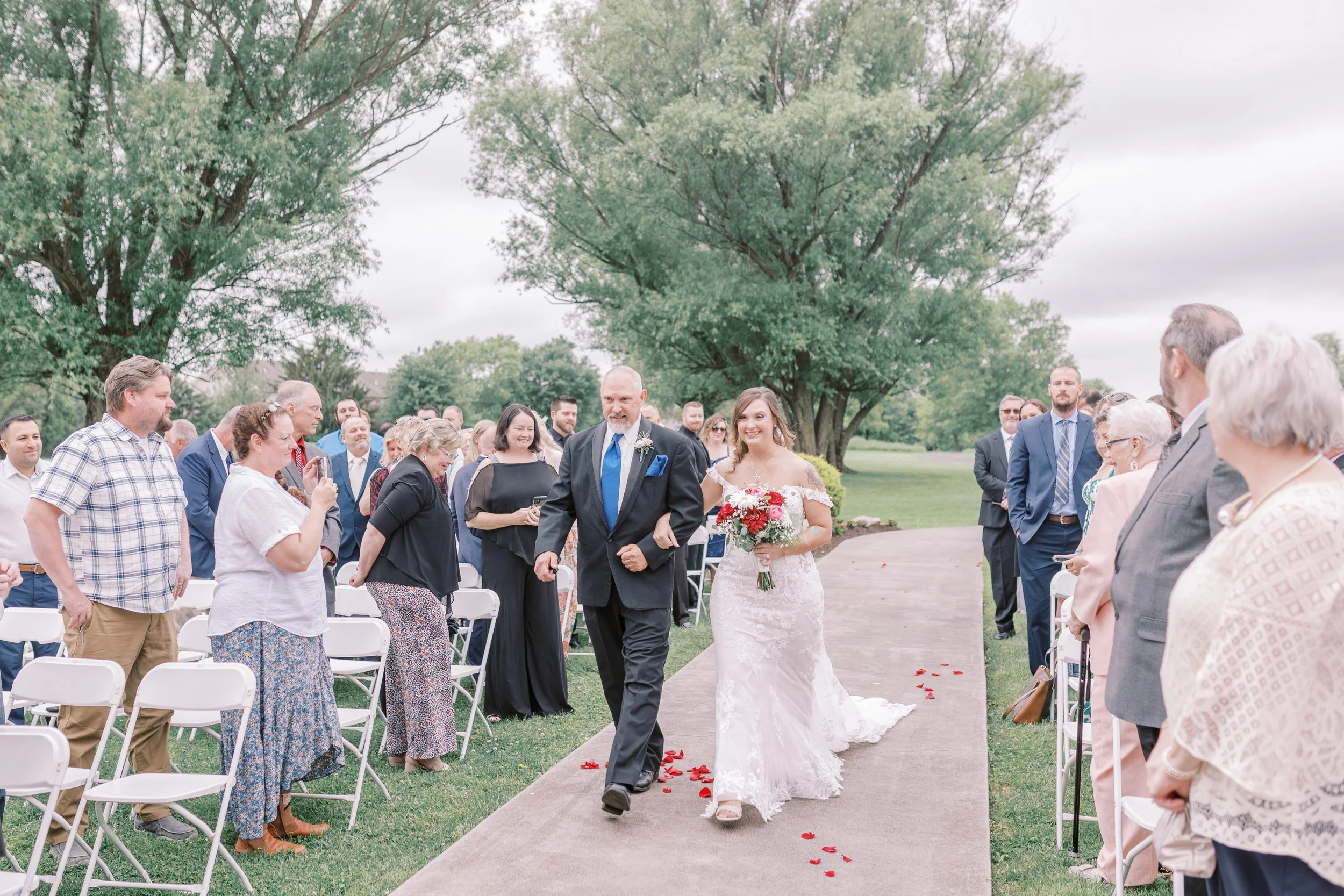 Hailee and Jon's Wedding at The Loft at Landis Creek — Laura Gares ...