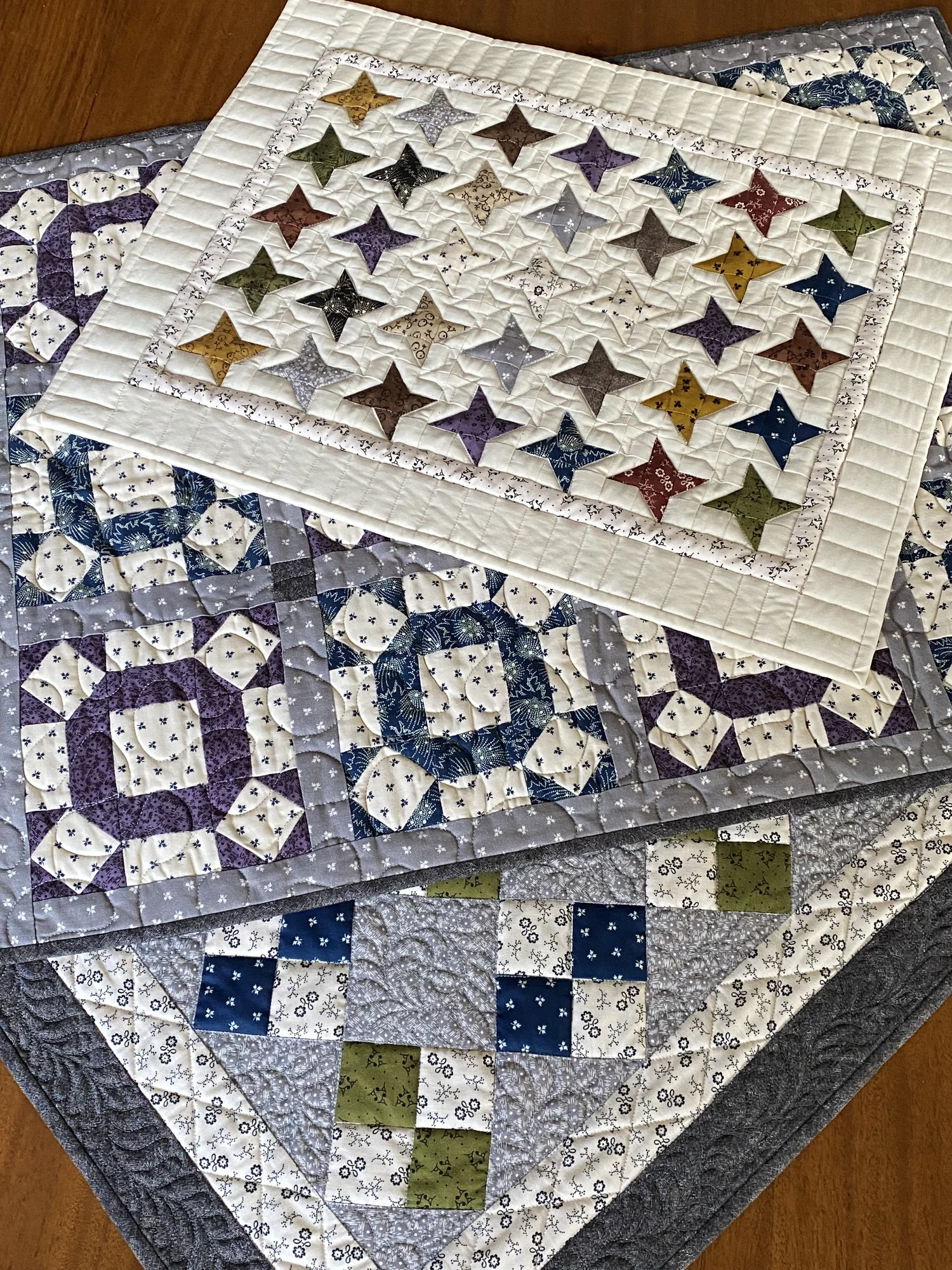 Cotton Daisies Quilt Pattern — Laugh Yourself Into Stitches