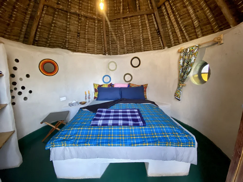 Cottage — Bomanoma