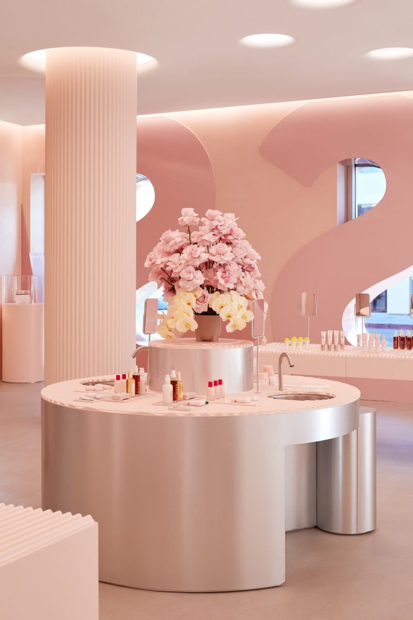 The Art of Storytelling in Retail Design: Creating Spaces that Speak to ...