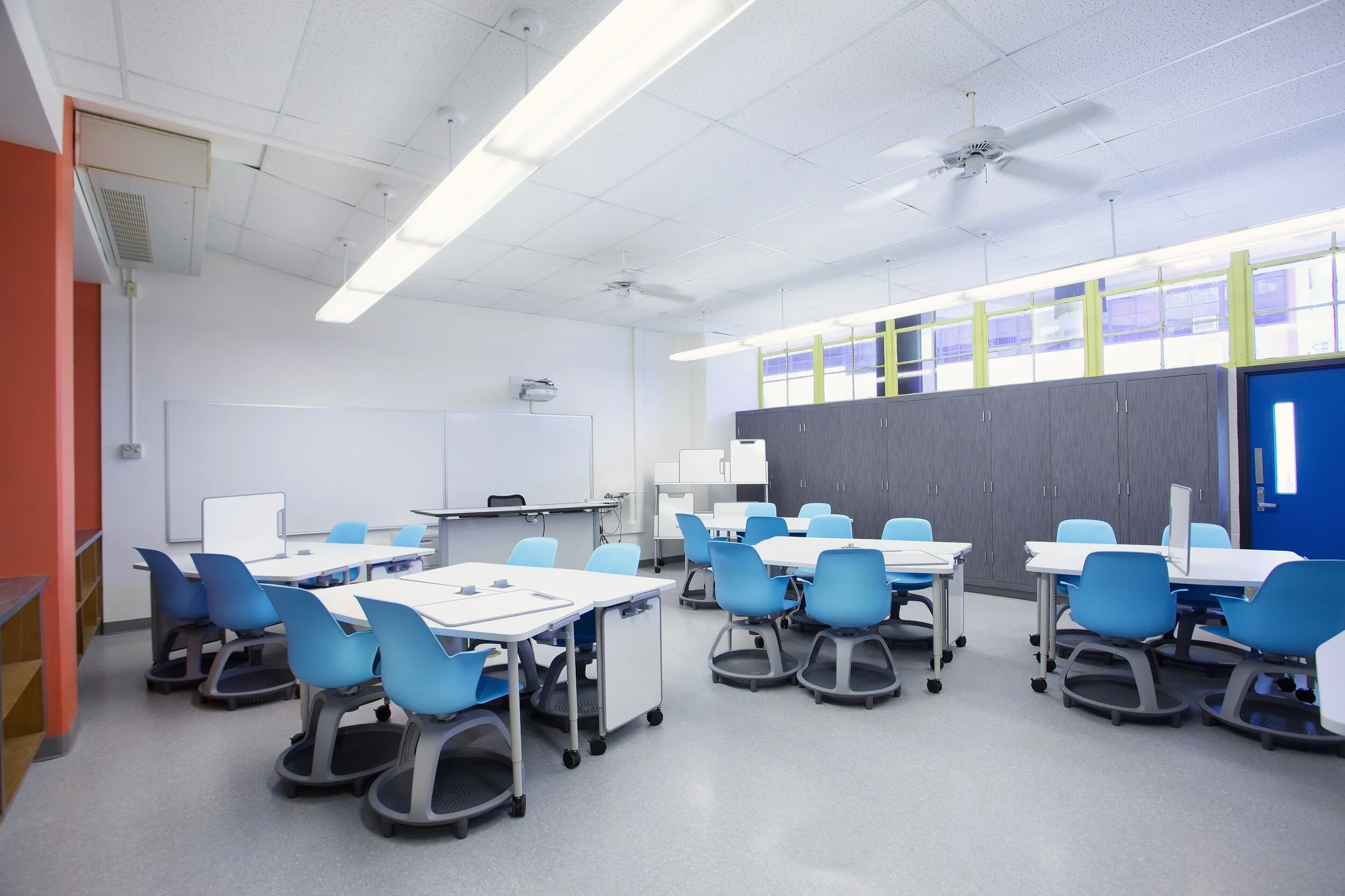 High School Physics Classroom — REVERIE DESIGN STUDIO