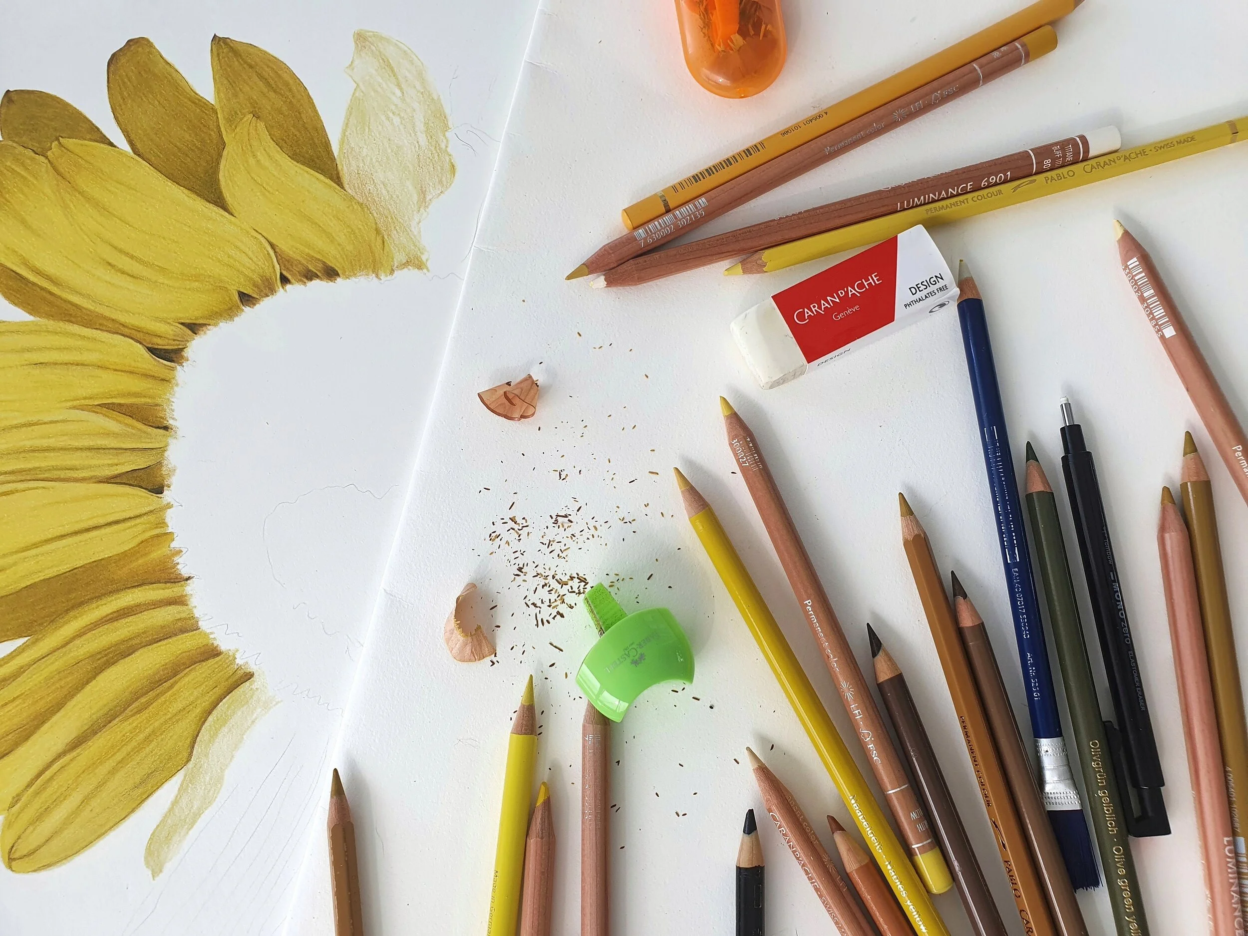 Laura J Stratton - Pencil Artist