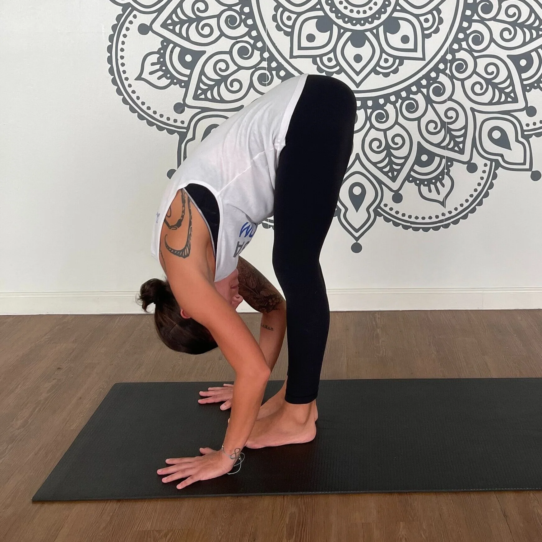 30 Days To Front Splits Challenge: The Ultimate Yoga Guide — Yoga Room ...