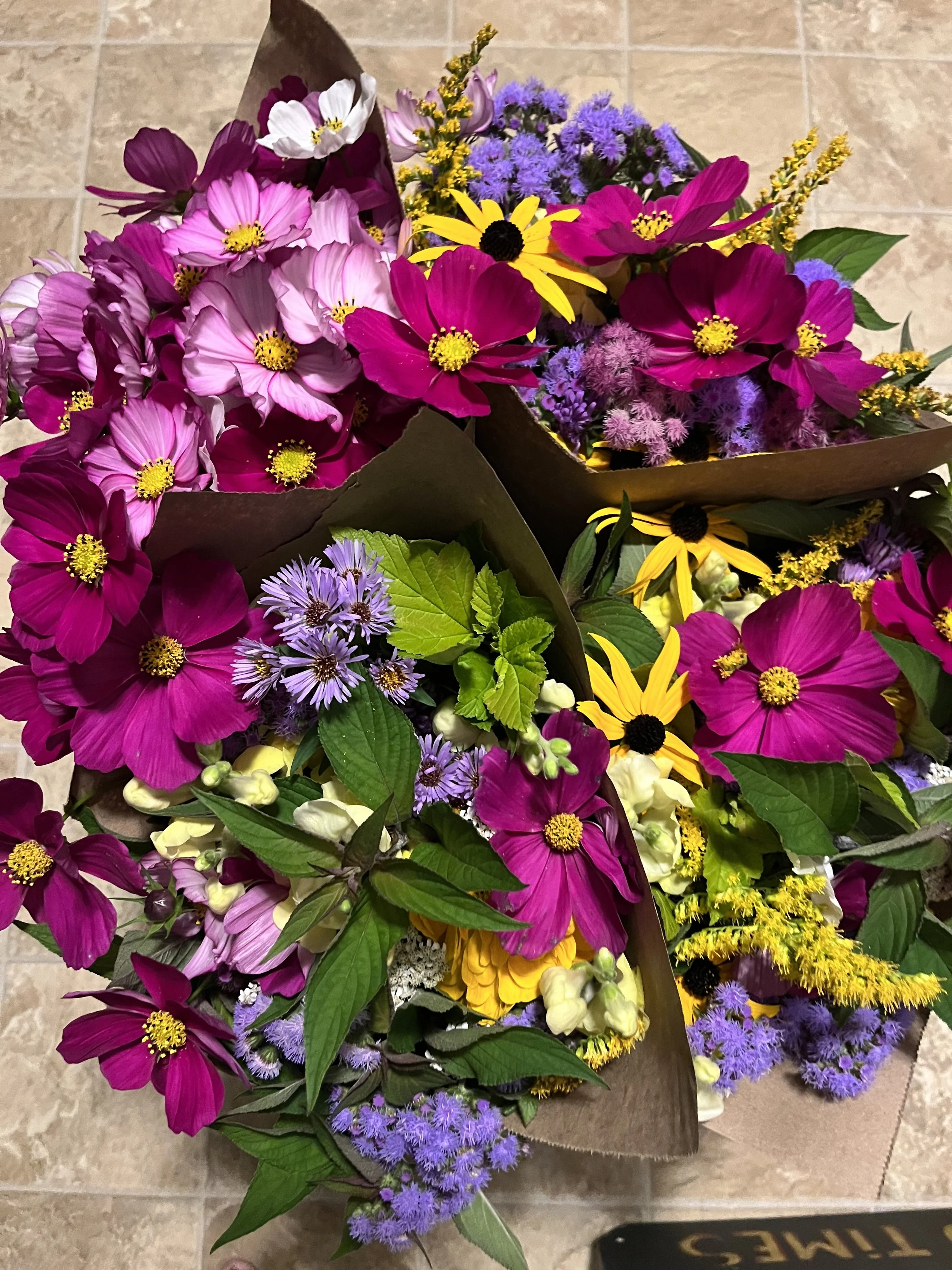 Flower Arrangements, Sustainably Grown, Local Delivery!