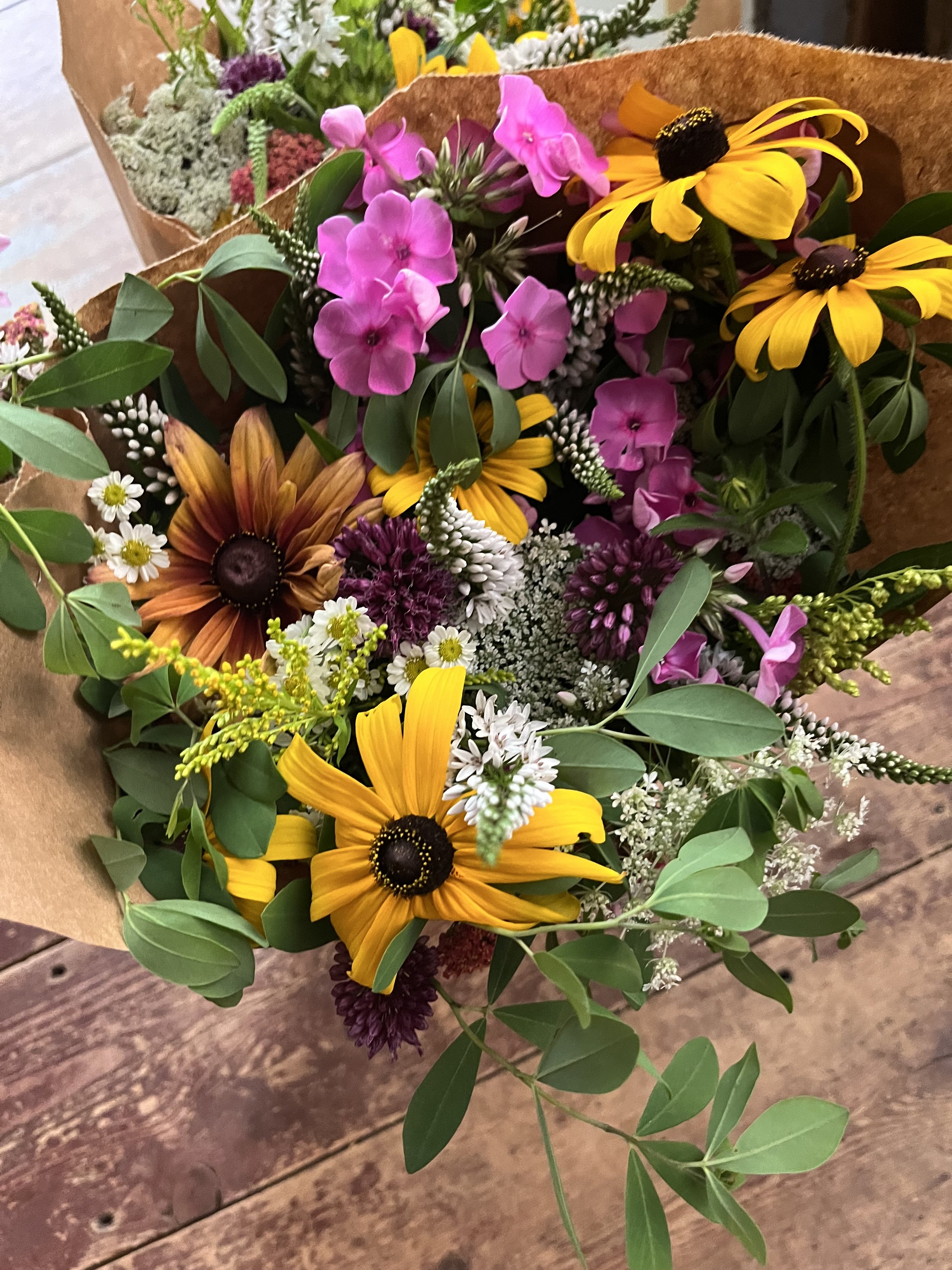 Flower Arrangements, Sustainably Grown, Local Delivery!