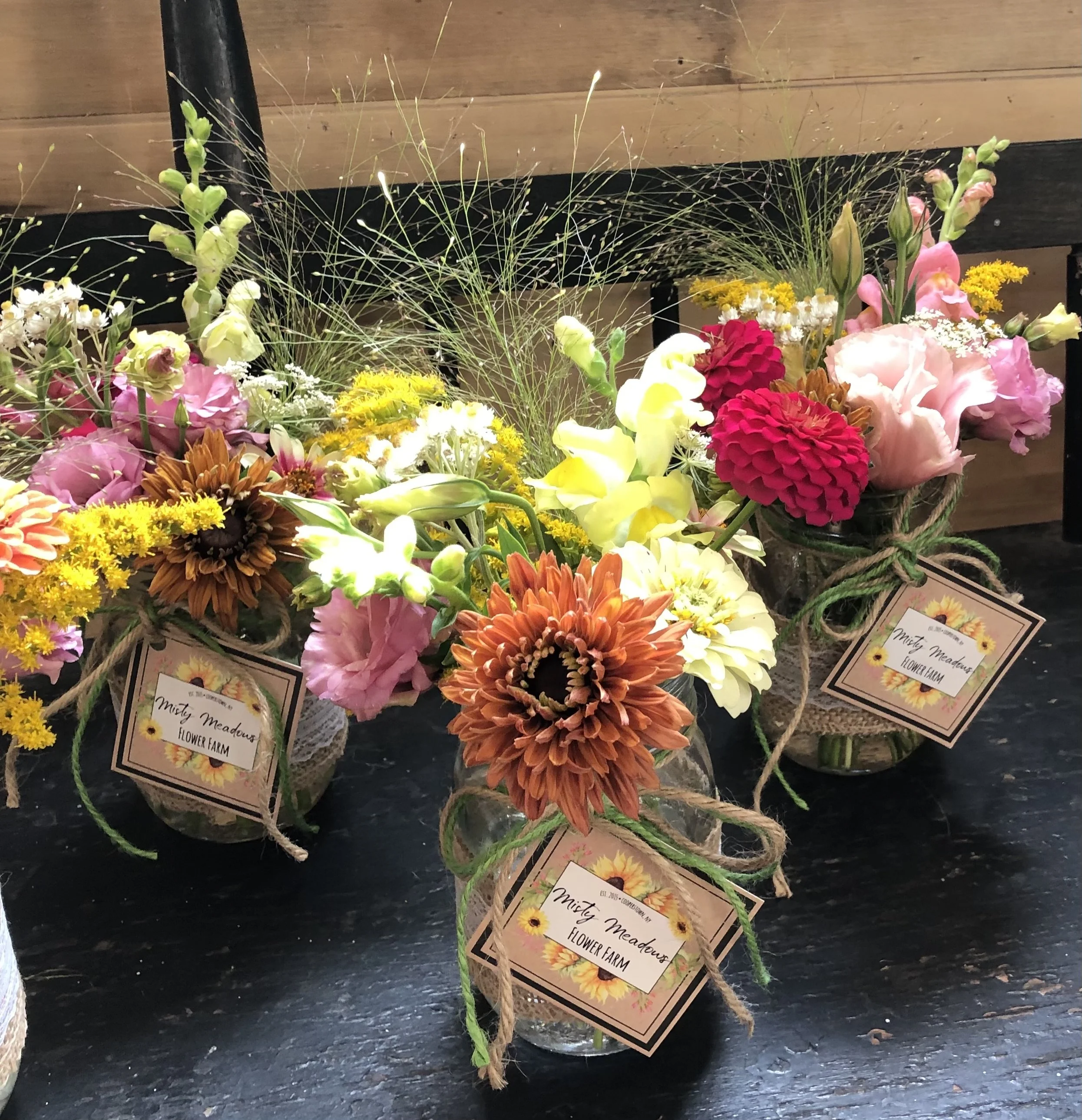 Flower Arrangements, Sustainably Grown, Local Delivery!