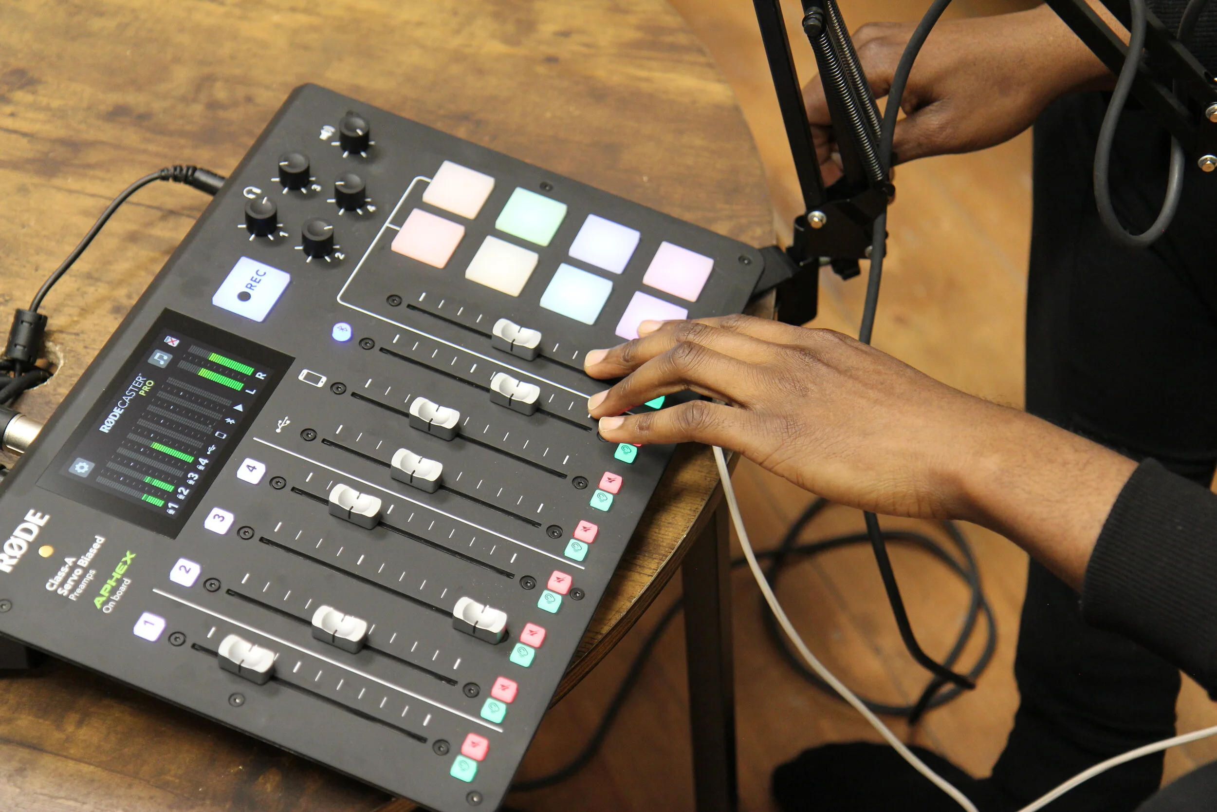 London Podcast Studio | Podcast Recording From £59/hr!