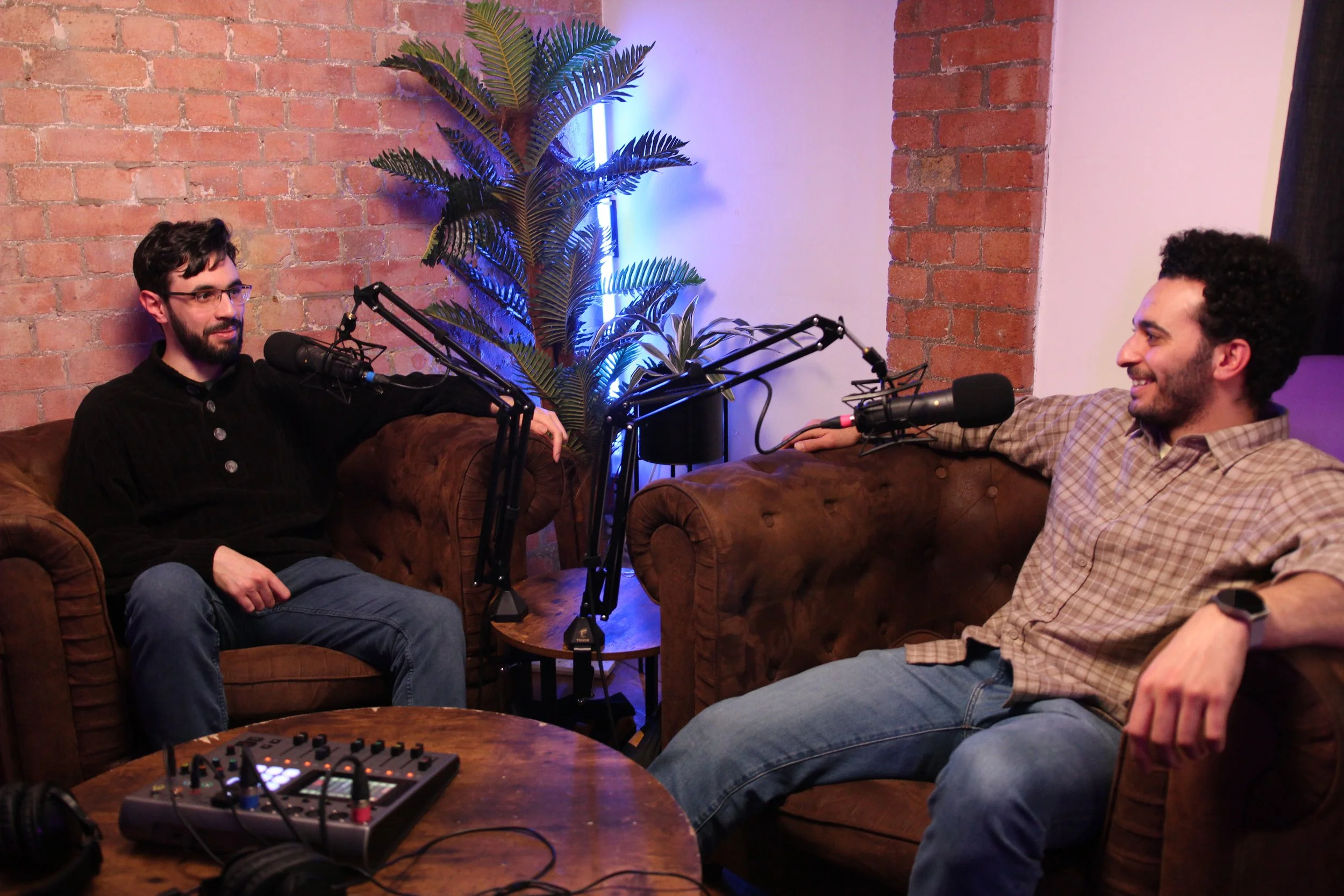 London Podcast Studio | Studio 1 - Hackney, East London — London ...