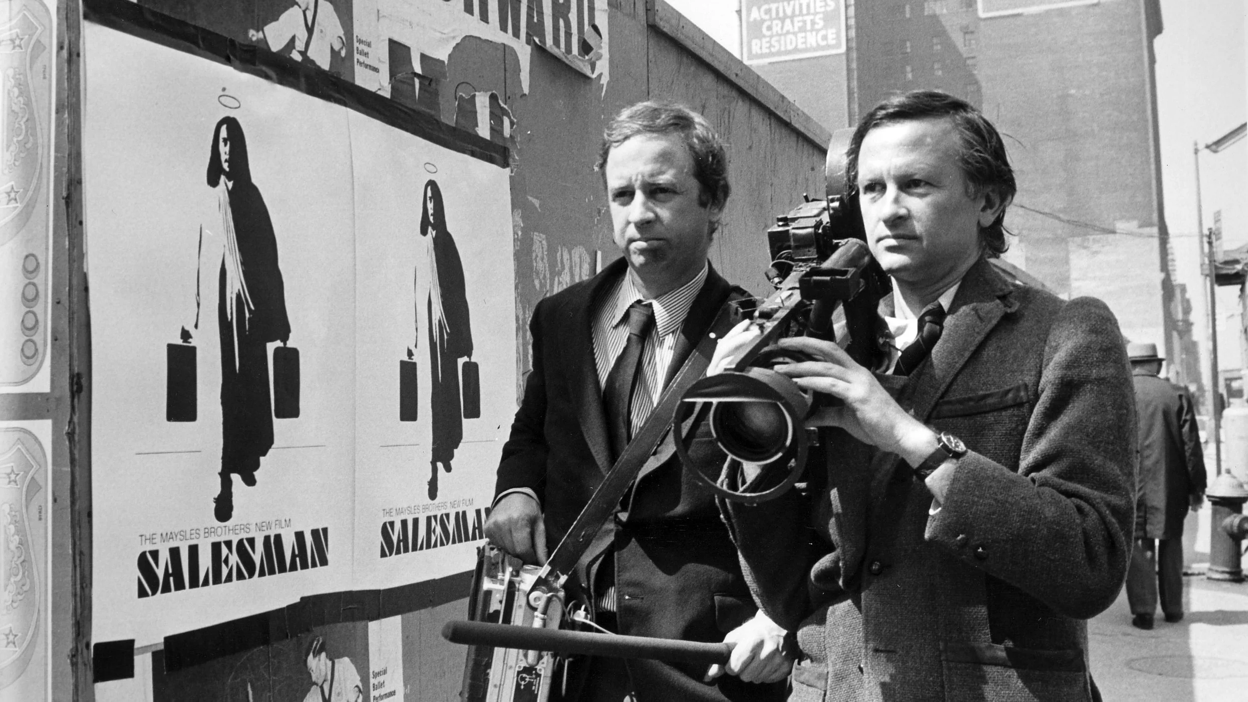 Handheld — Jewish Story Partners