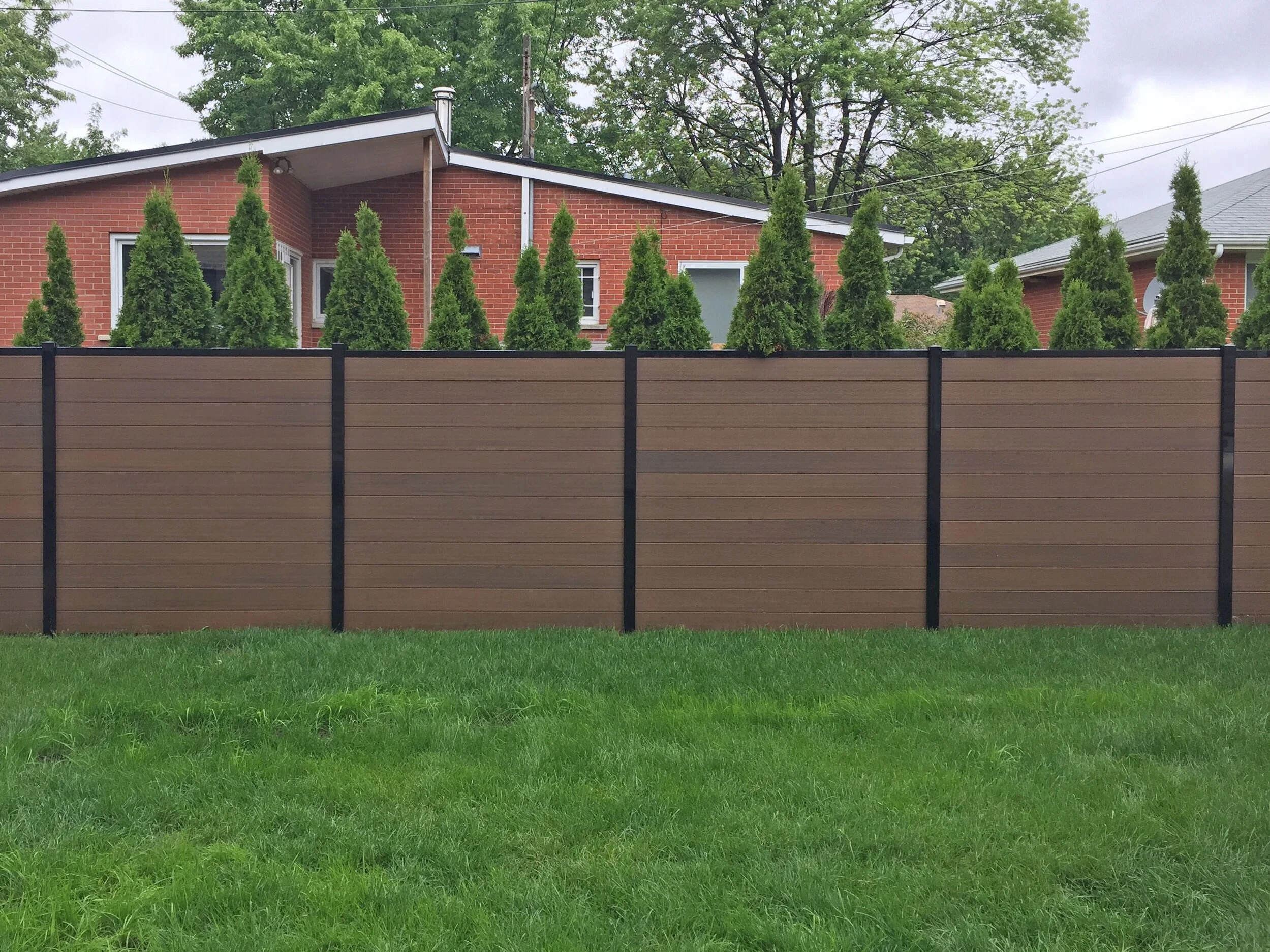 Fence Company West Island & Greater Montreal | Fence Replacement