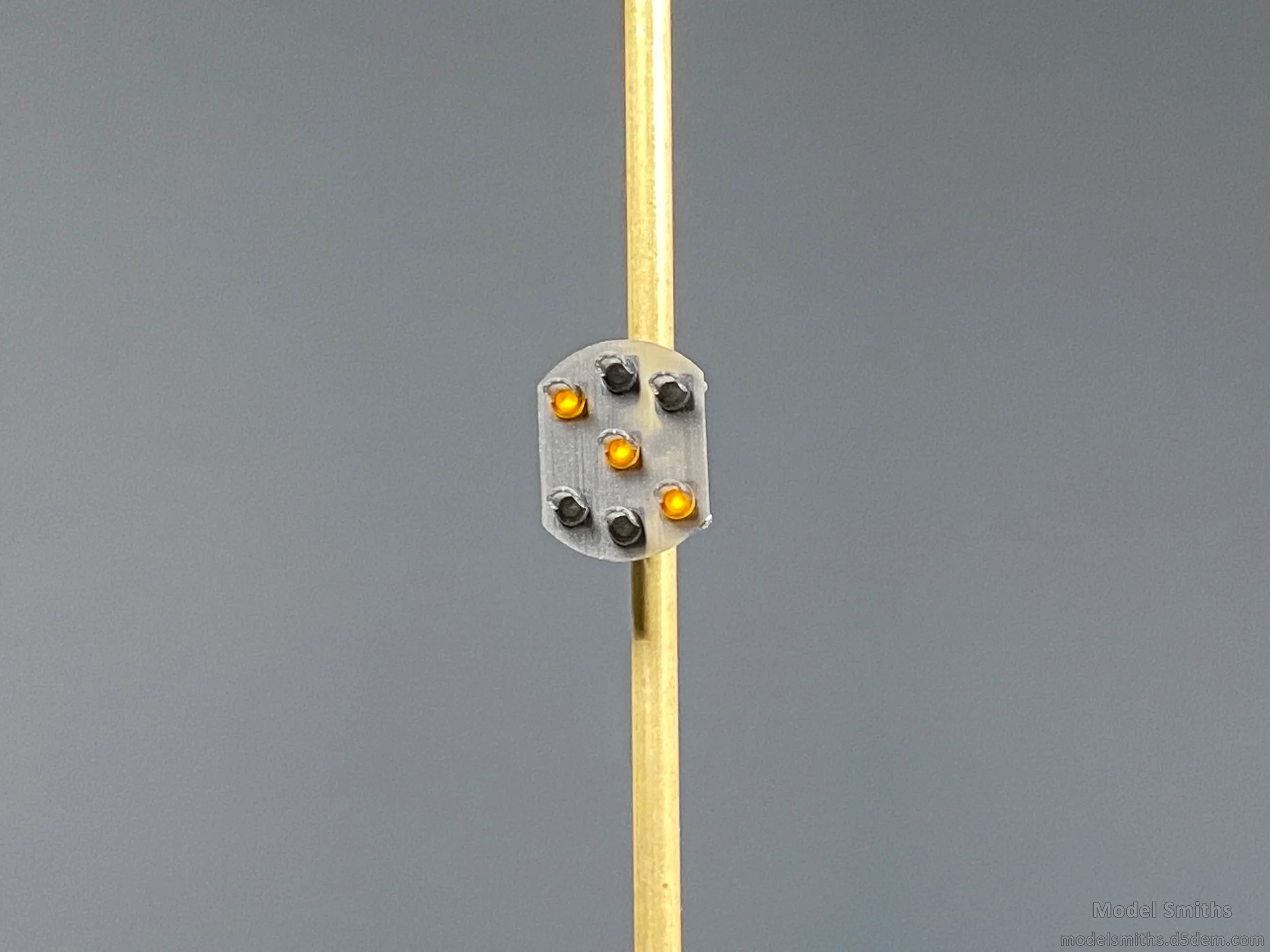 HO Scale PL Signal Trackside Mast Kit — D5 DEM Model Smiths