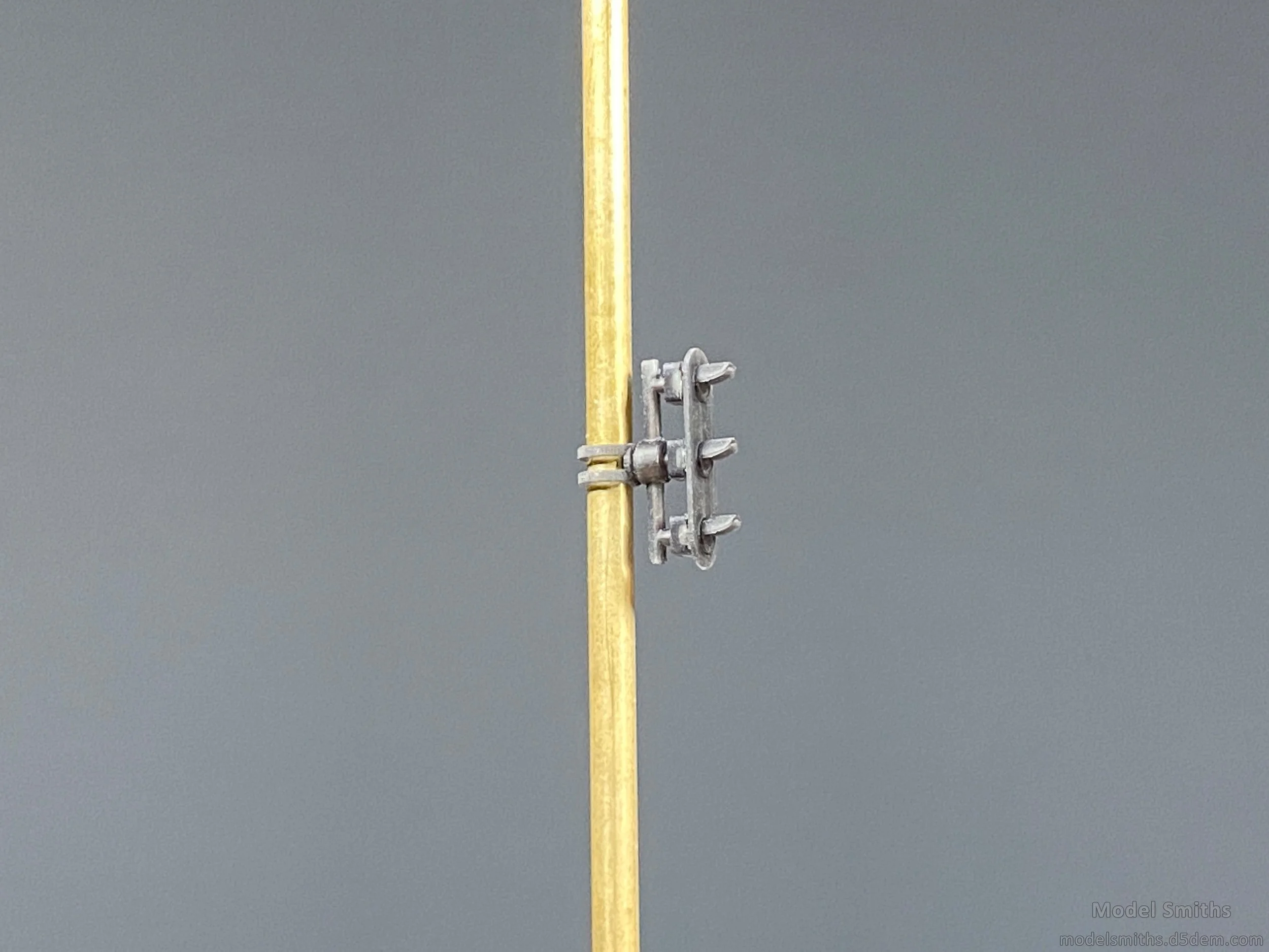 HO Scale PL Signal Trackside Mast Kit — D5 DEM Model Smiths