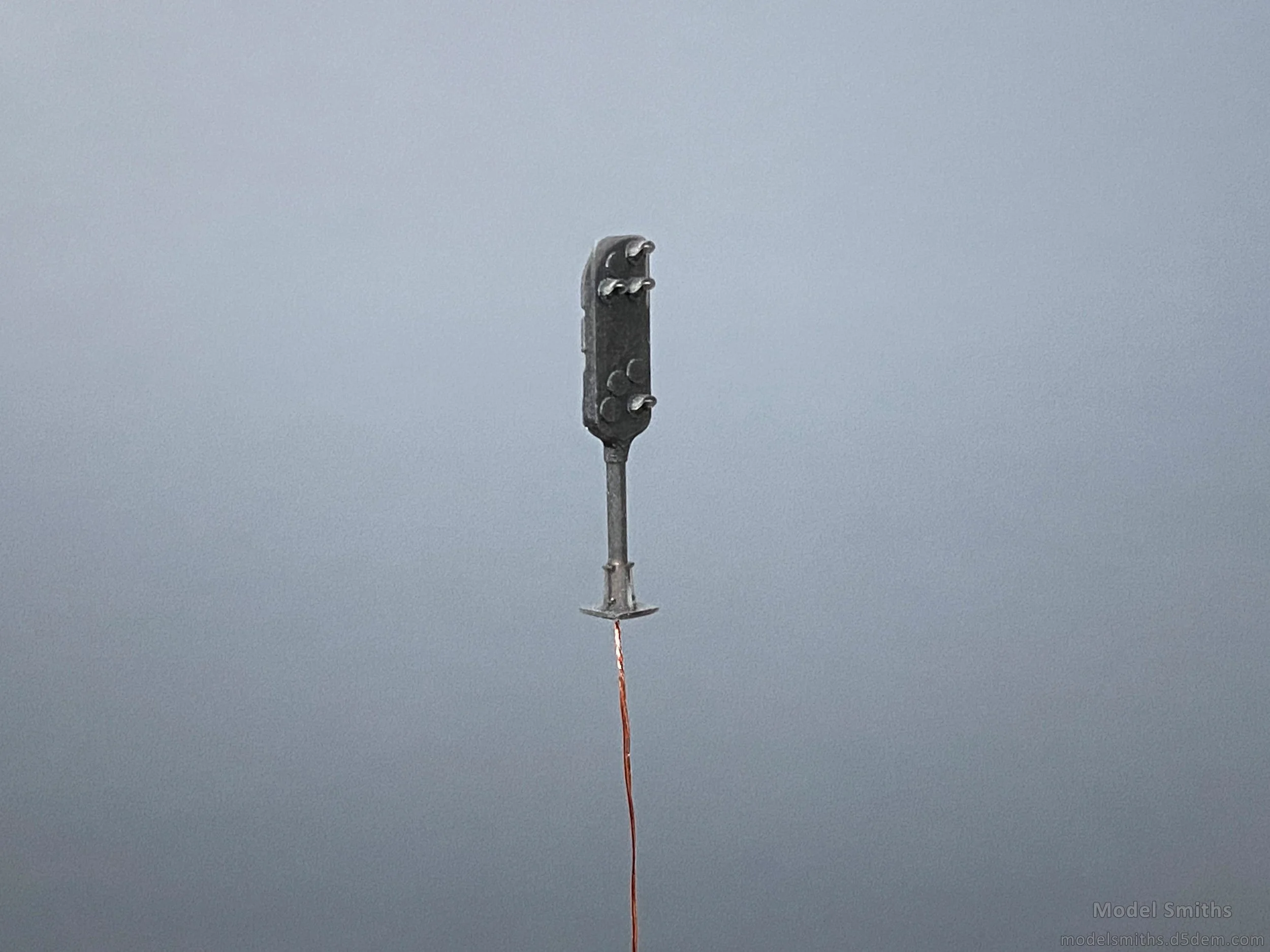 HO Scale PL Signal Trackside Mast Kit — D5 DEM Model Smiths